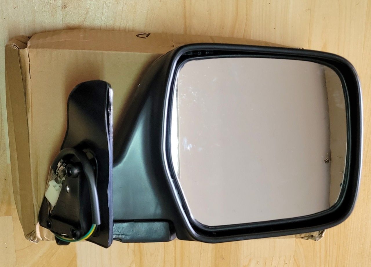 กระจกมองข้างด้านขวา Toyota LAND Cruiser VX80 ปี 1991 - 1997 | Lazada.co.th