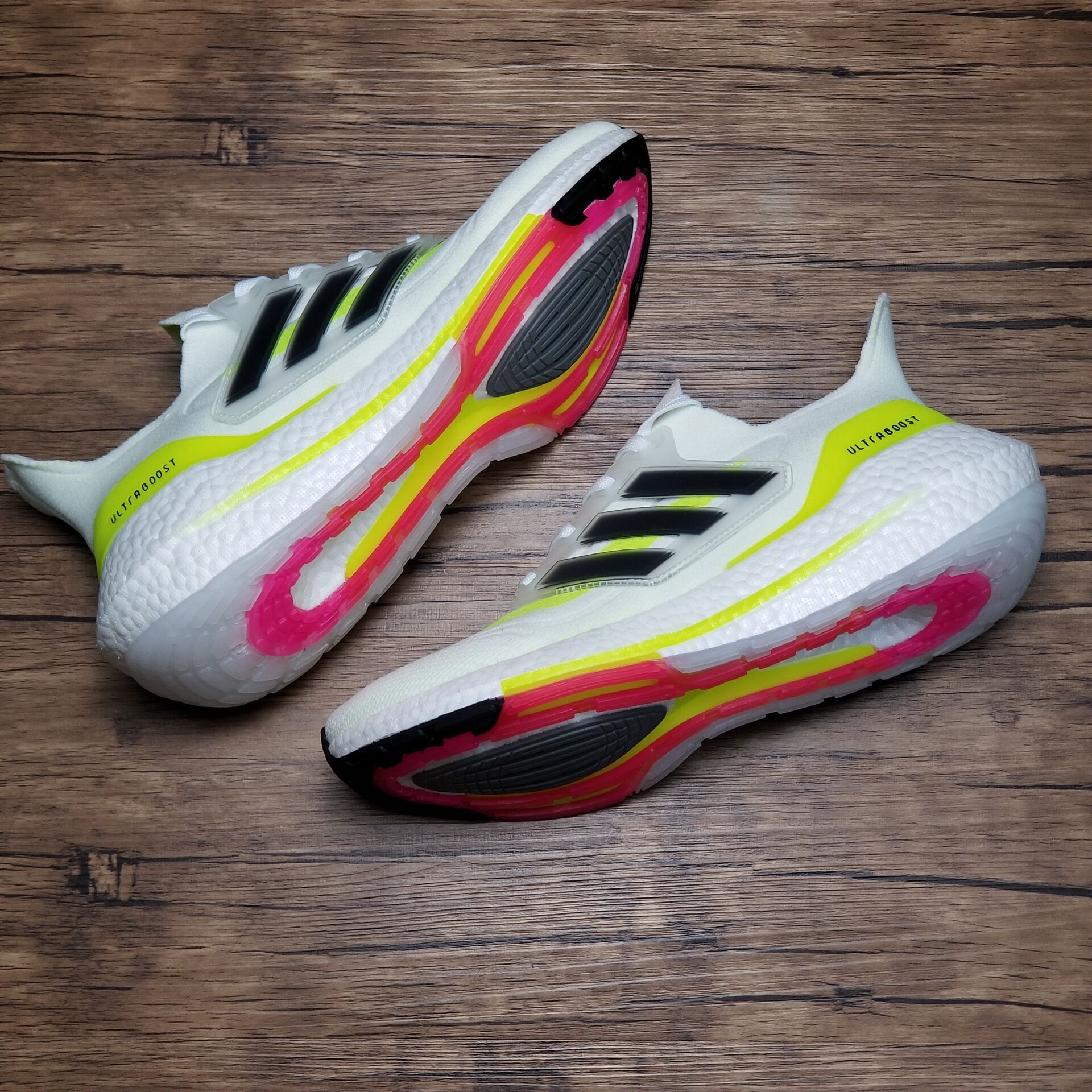 〖เวอร์ชั่นสูง〗ADIDAS ULTRA BOOST UB 21 Men's Sports Sneakers A070 - The ...