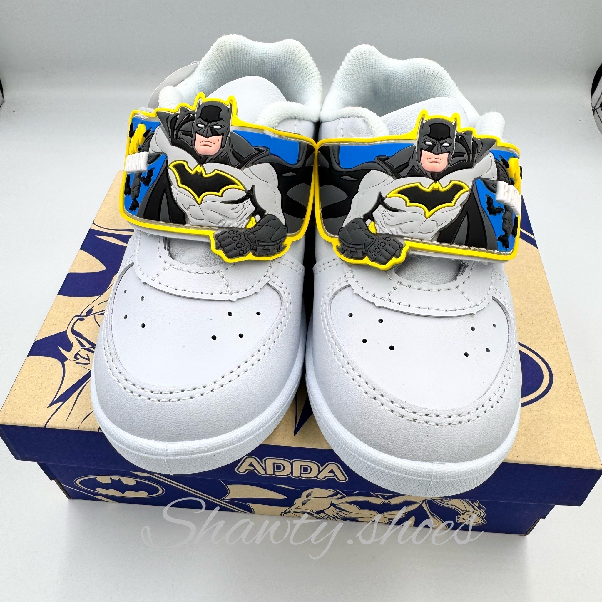 มีไฟ 41N20 รองเท้านักเรียนอนุบาล พละขาว ลายแบทแมน ฺBatman ลิขสิทธิ์แท้ ...