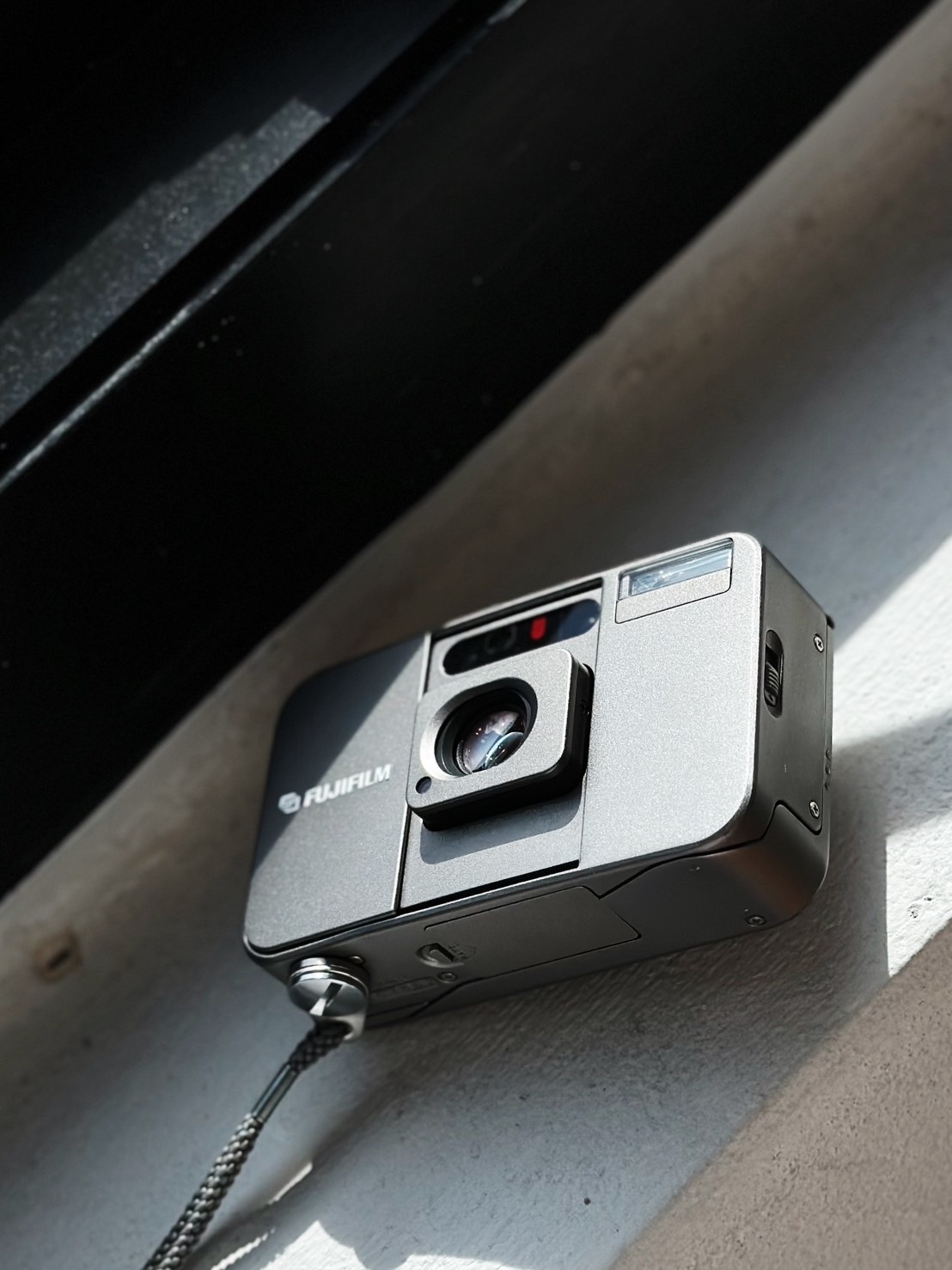 FUJIFILM Tiara (BodyStrap) - Kitfilmcamera - ThaiPick