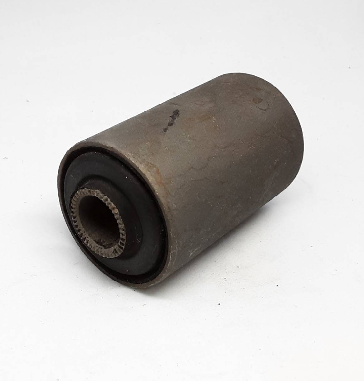 บู๊ชแหนบหน้า TOYOTA LH112 MTX #90389-14007🔥สต็อคไม่เยอะ แต่สต็อคไม่ขาด ...