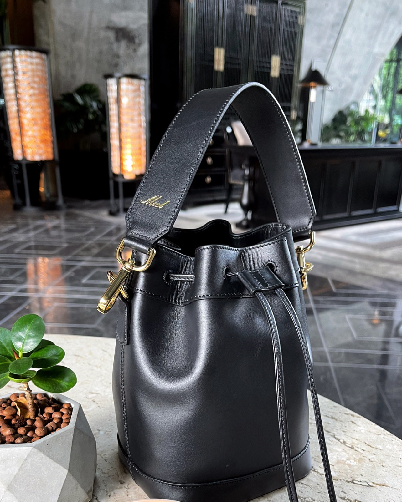 Miel Leather Capri Bucket Bag Black Pudding - Mielleather - ThaiPick