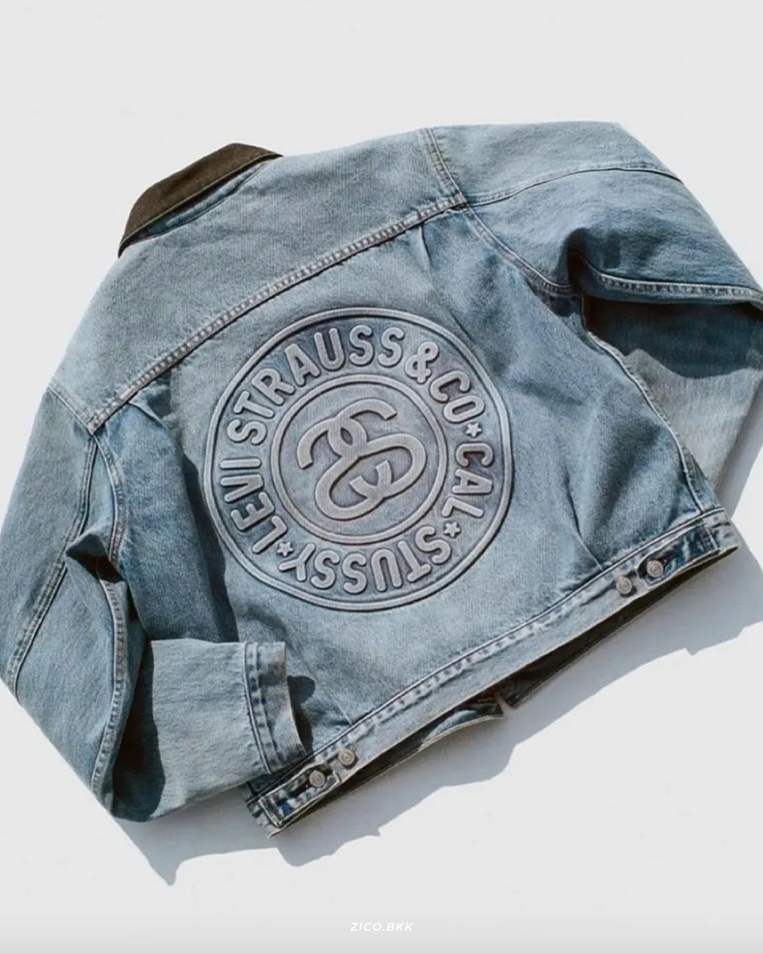 Sty x Levis Embossed Trucker Jacket Warn-Indigo - ZICO.BKK - ThaiPick