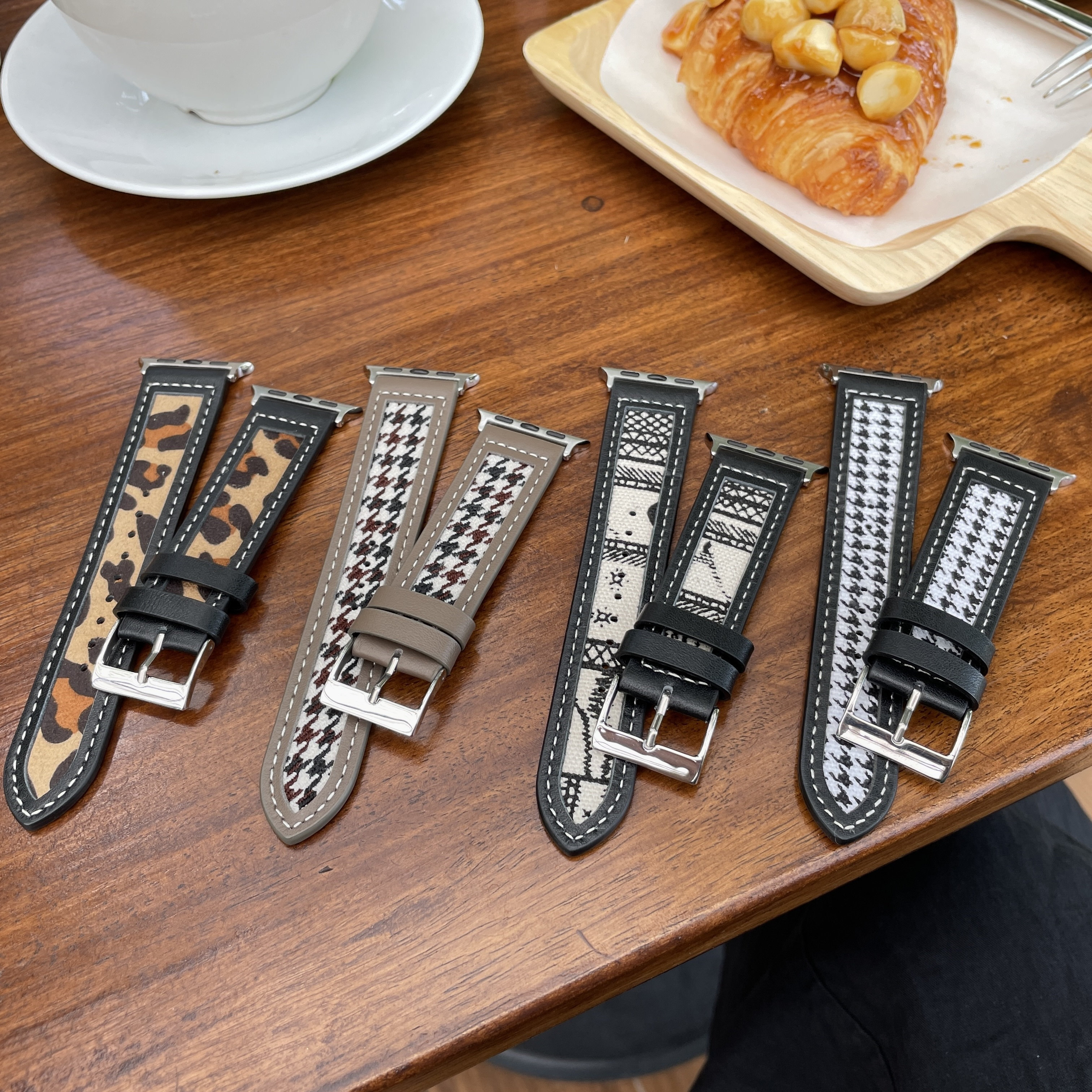 สายหนัง+ ผ้า ลายใหม่ พิมพ์ลายคลาคสิค ใช้สำหรับSmart Watch s 7 6 5 4 3 2 ...