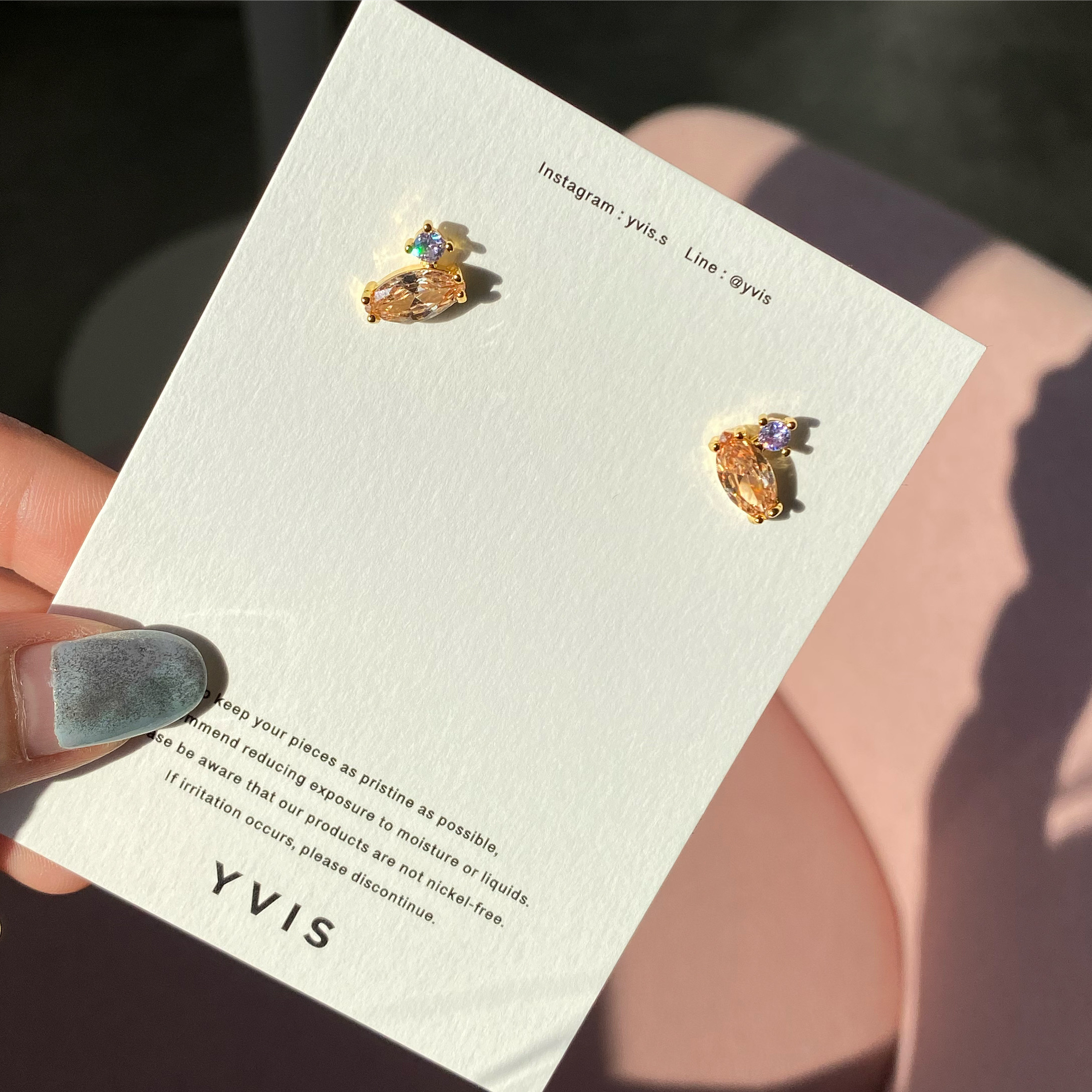 YVIS tiny pearl gem stud ต่างหูมุกและเพชรจิ๋ว - yvis - ThaiPick