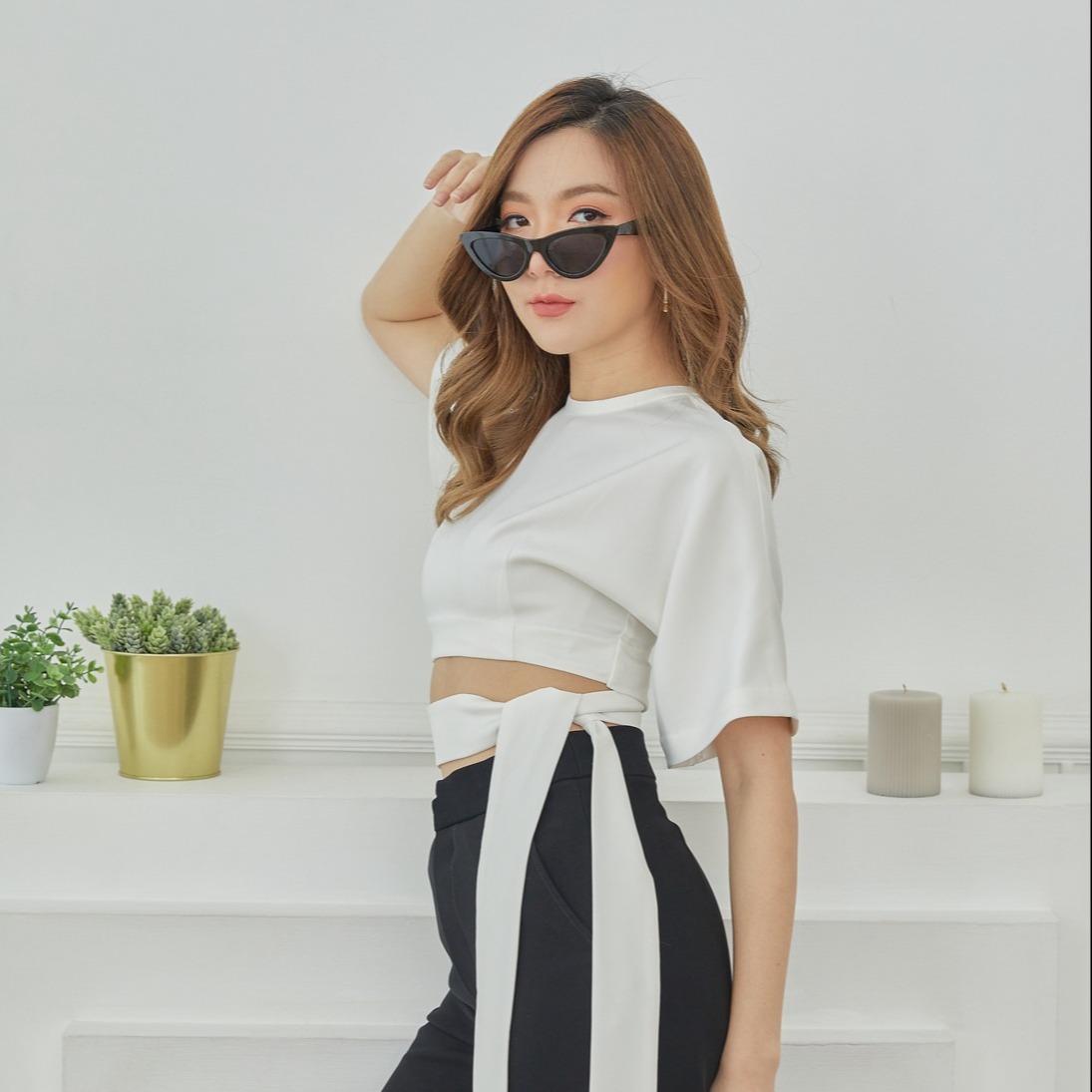 Weerin Basic Top เสื้อครอปแขนกุด ทรงเข้ารูปพอดีตัว สีชมพูกะปิ - weerin ...