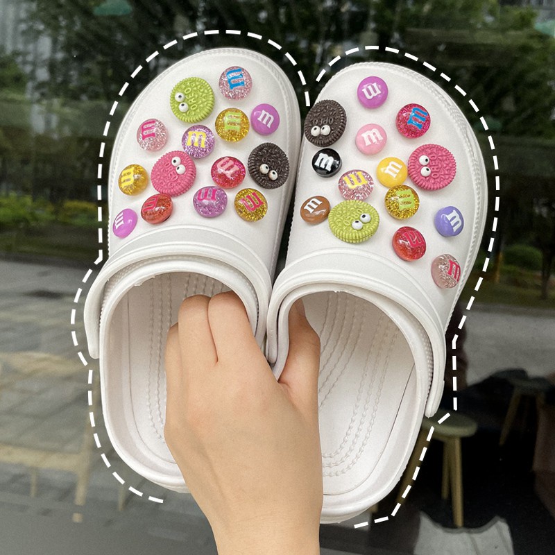 【คุณภาพสูง】28PCS????Ins M&M อุปกรณ์เสริมรองเท้า Charm / Jibbitz ...
