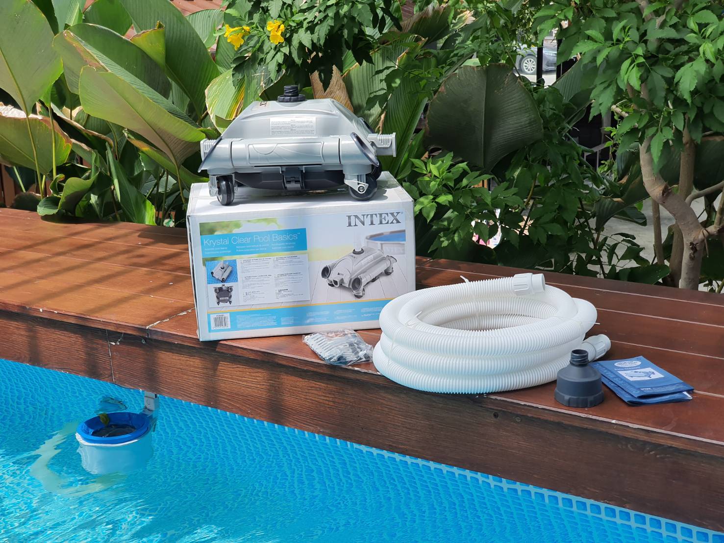 INTEX 28001 Auto Robot Cleaner รถดูดตะกอนใต้น้ำ - familypooldayshop ...