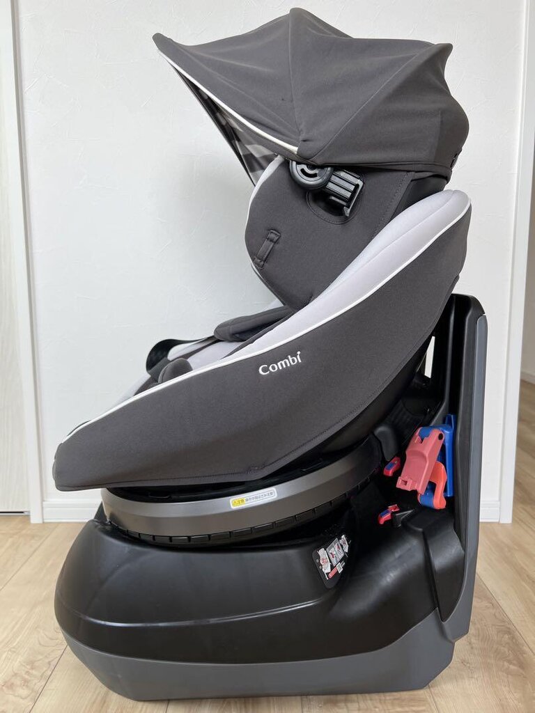คาร์ซีทมือสอง -- COMBI CULMOVE SMART ISOFIX Egg Shock สีกรมท่า (ปี20xx) - มัม ทรัสต์ - ThaiPick