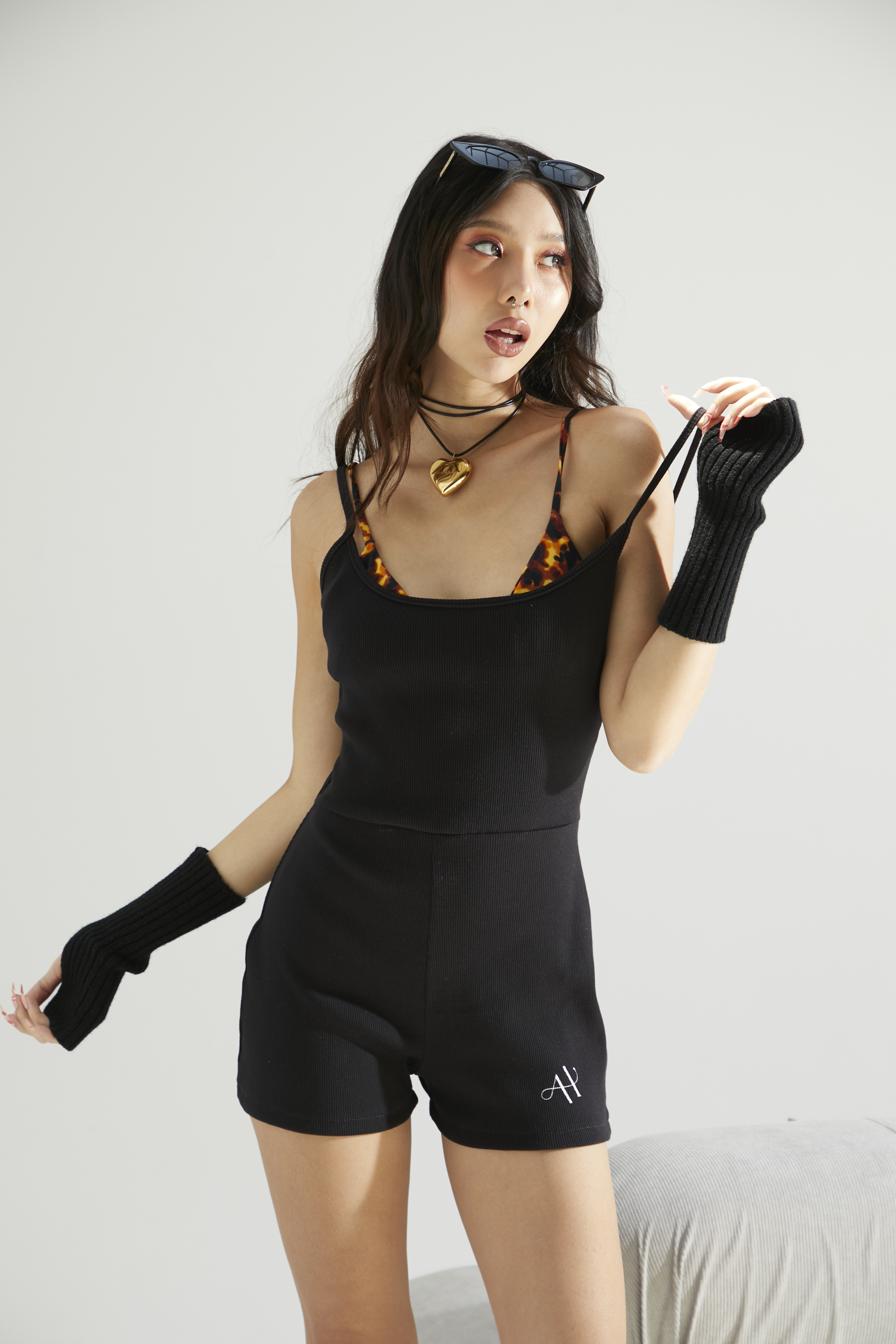 Ahalf - Ribbed mini jumpsuit มินิจั๊มสูทผ้าร่องสกรีนโลโก้ - Ahalf ...