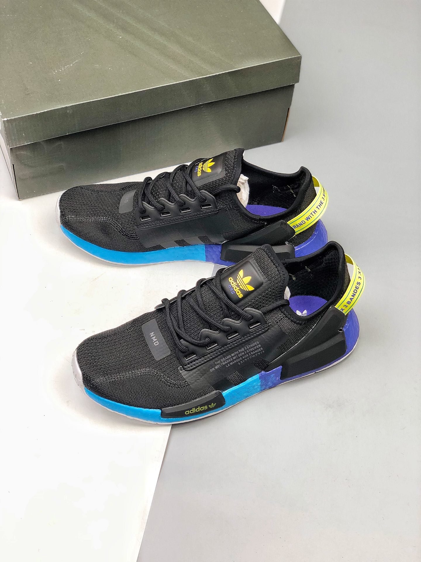 Adidas NMD R-1 Jogging shoes Leisure shoes for men amd women trend ...