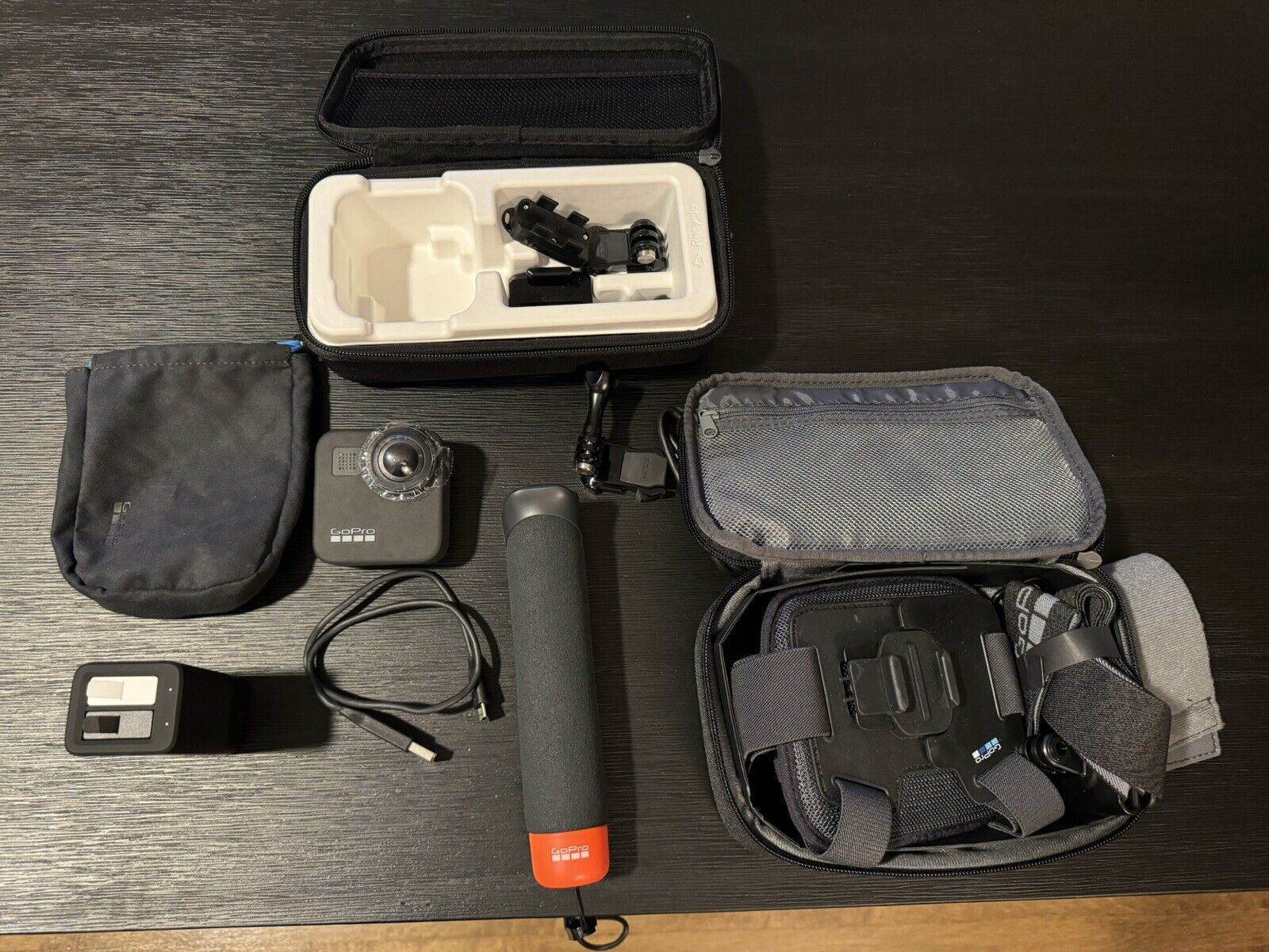 [Bundle พื้นฐาน] GoPro HERO9สีดำ5K และ20MP รูปภาพ/ 2ก้อน • 128การ์ด GB ...