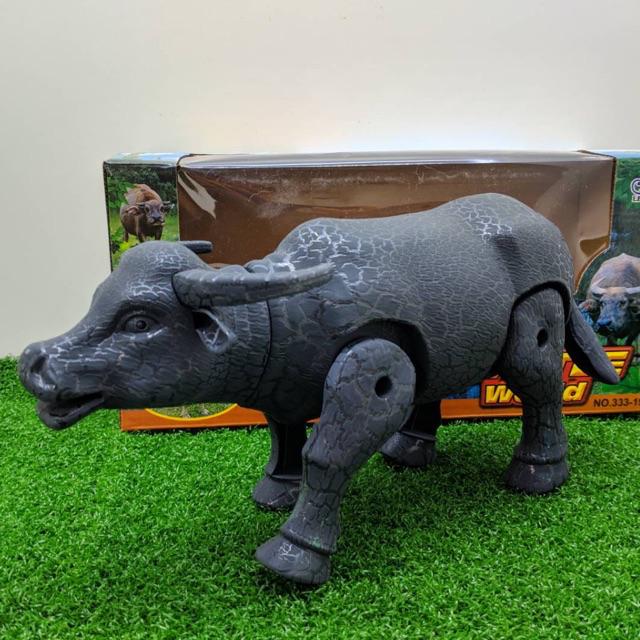 Cattle World หุ่นยนต์ควาย ควายใส่ถ่าน ควายของเล่น เดินได้ มีไฟที่ตา ผงกหัวได้ [333-19/333-33 ...