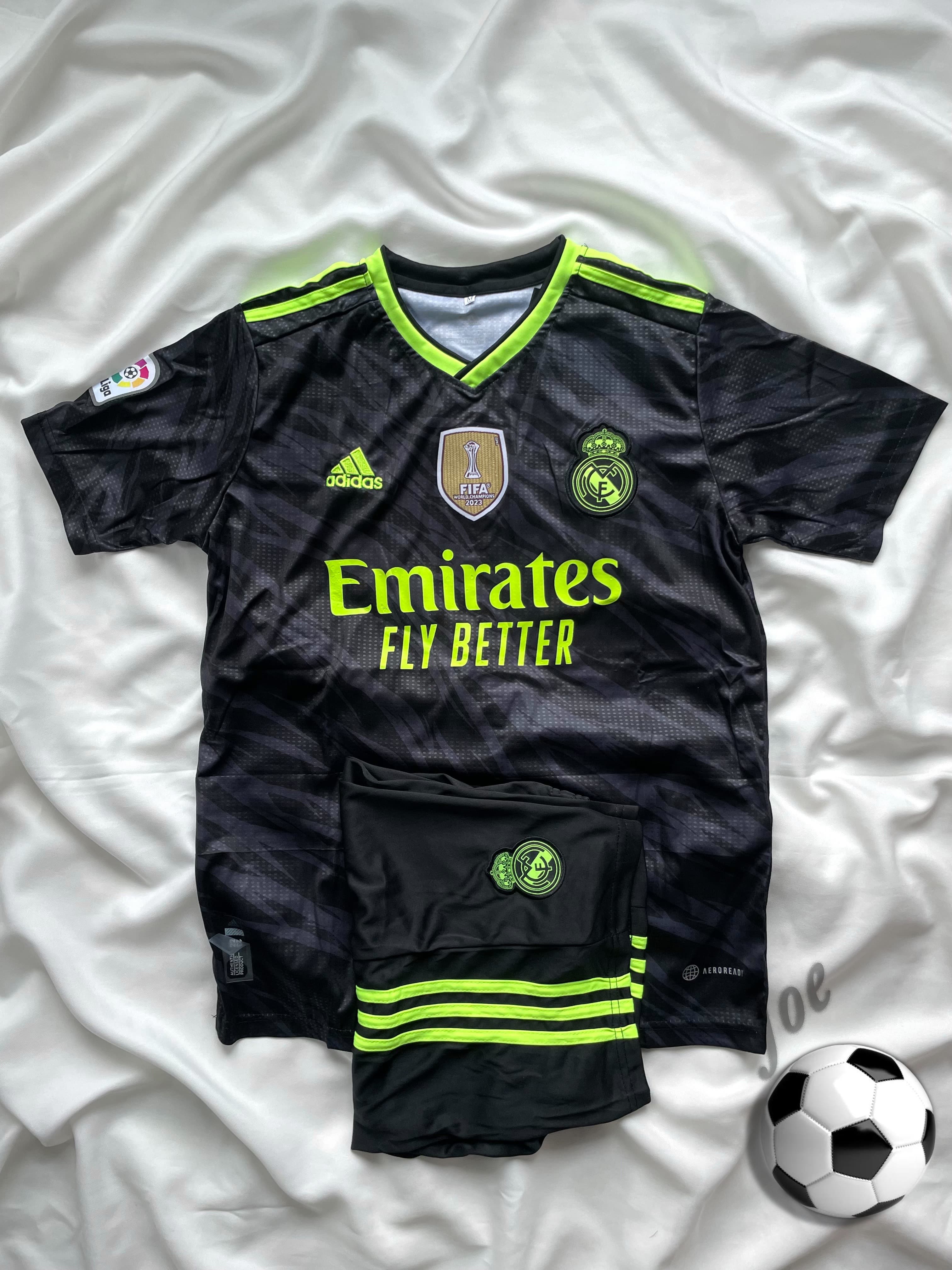 ชุดบอล Real Madrid (Black) เสื้อบอลและกางเกงบอลผู้ชาย ปี 2022-2023 ใหม่ ...