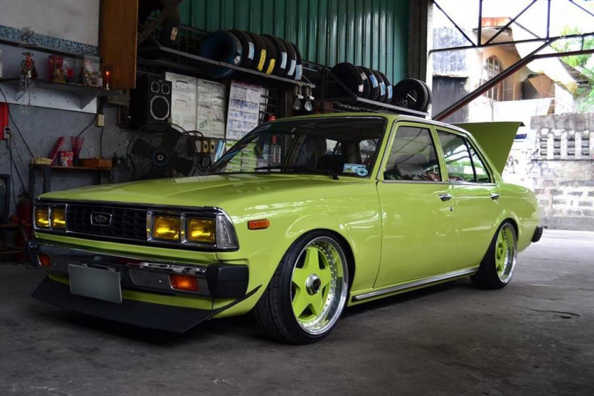 ไฟเลี้ยวข้างแก้ม ไฟเลี้ยวด้านข้าง ไฟเลี้ยว รุ่น โตโยต้า โคโรนา TOYOTA ...