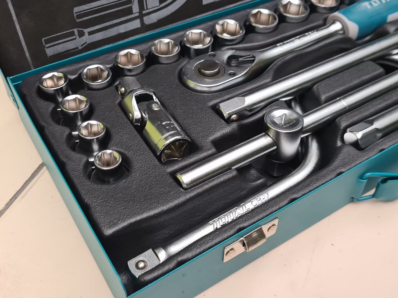 Total บ๊อกซ์ชุด 24 ชิ้น 1/2 นิ้ว ขนาด 10 - 32 มม. รุ่น THT141253 ...