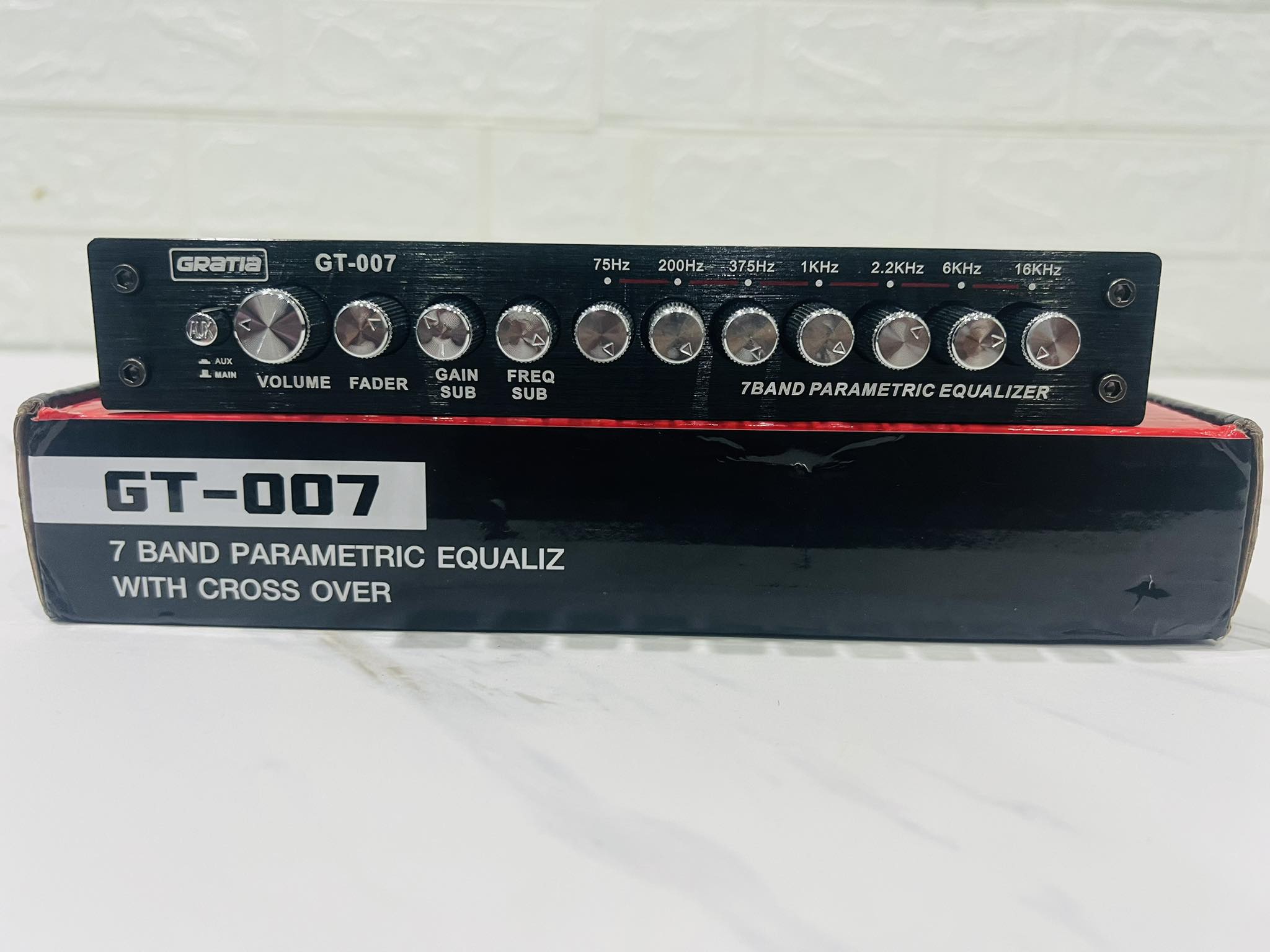 ปรีแอมป์ กราเทีย GRATIA รุ่น GT-007 ปรี 7 BAND ซับแยก คุณภาพดี ใส่แน่น เสียงกลงชัดแหลมใส เบสแน่น ...