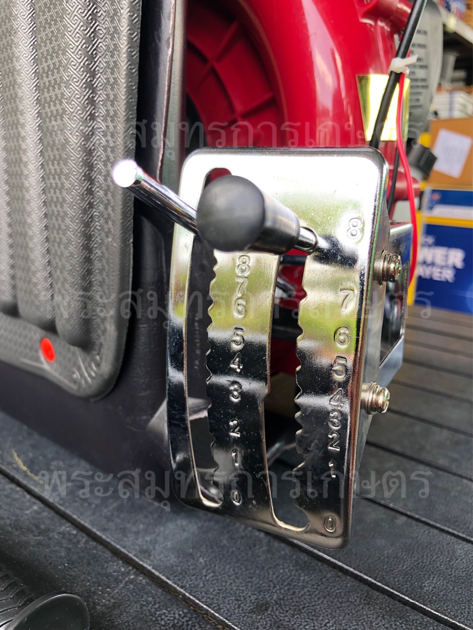 เครื่องพ่นปุ๋ย พ่นข้าว เครื่องยนต์4จังหวะ 26ลิตร รุ่นMN-4WF-35X - Phra ...