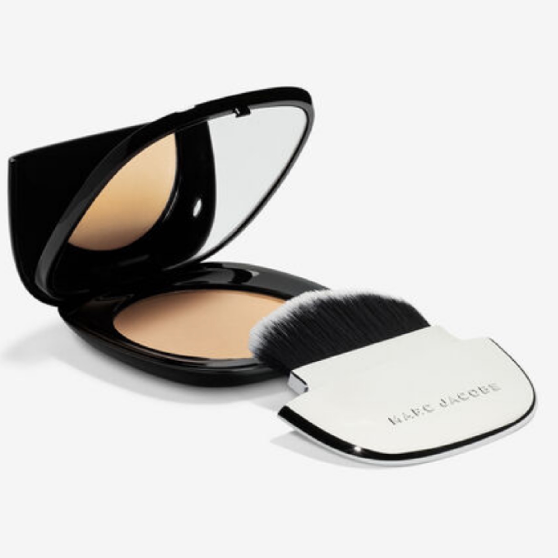 Marc Jacobs Beauty Accomplice Instant Blurring Beauty Powder in 52 ...