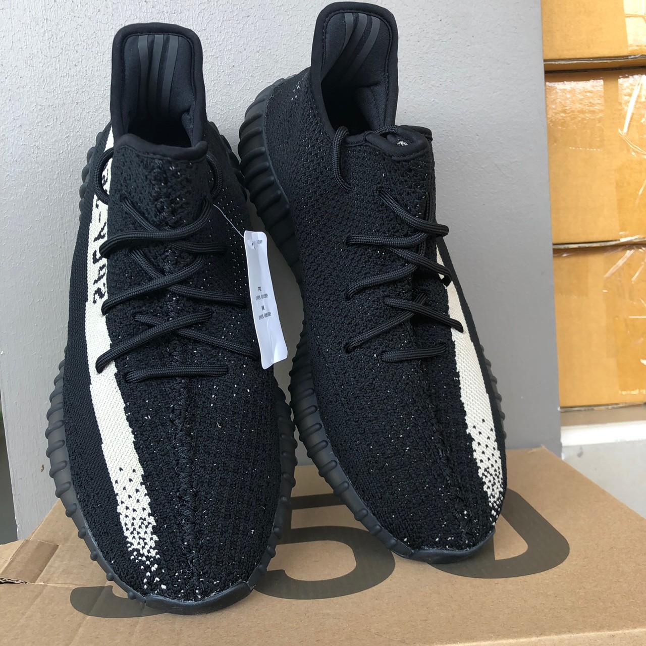 Adidas Yeezy Boost 350 V2 Oreo - Converse.PC - ThaiPick