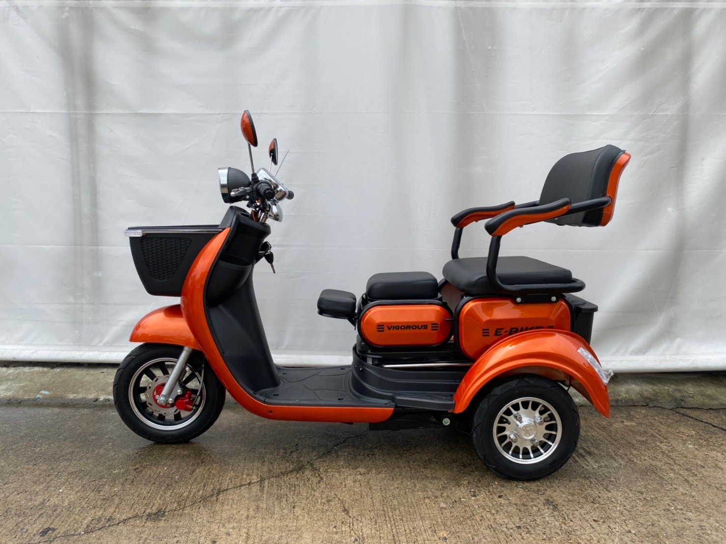 รถไฟฟ้า 3 ล้อ รุ่น TT10 จัดส่งทั่วประเทศ | Lazada.co.th