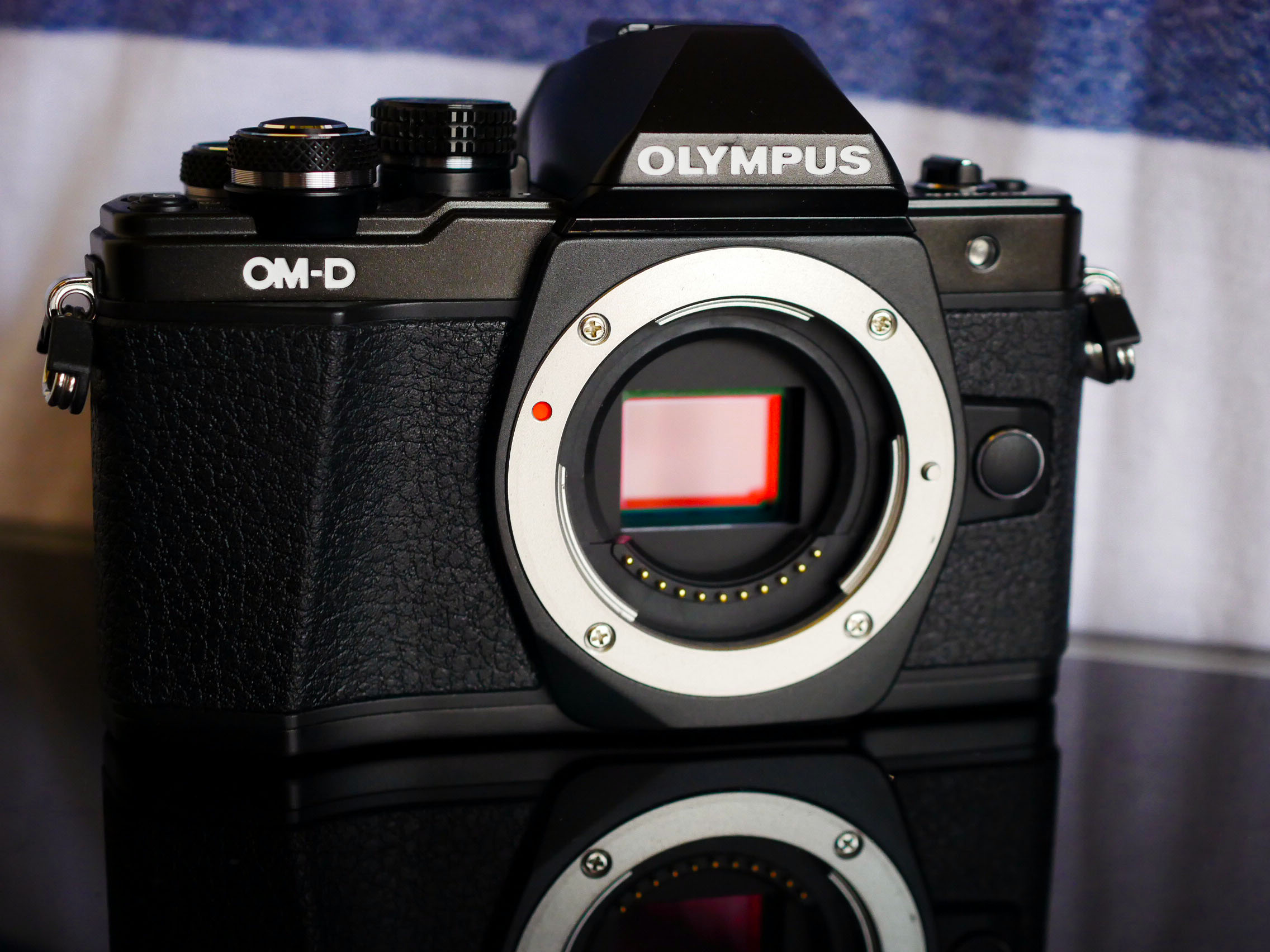 OLYMPUS OM-D E-M10 Mark II Wi-Fi Black Body, 5-Axis In-Body Image ...