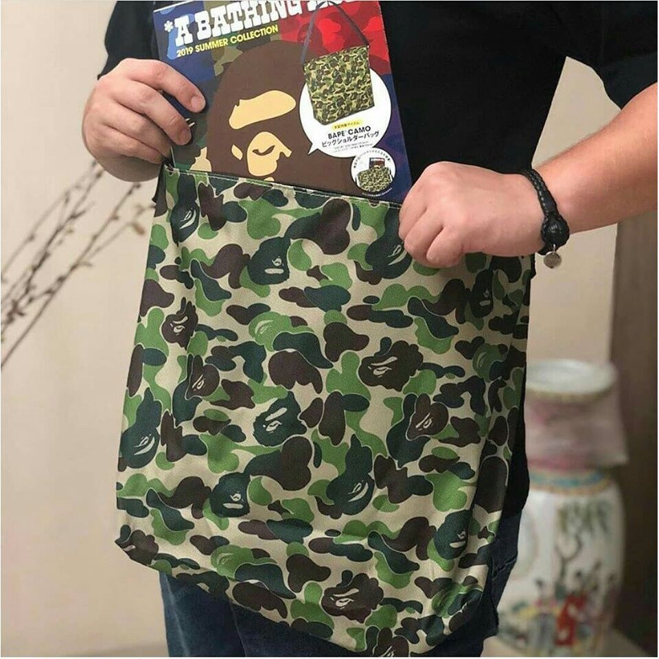 กระเป๋าสะพายข้าง A Bathing Ape Camo Summer Bag ของใหม่ ของแท้ พร้อมส่ง ...