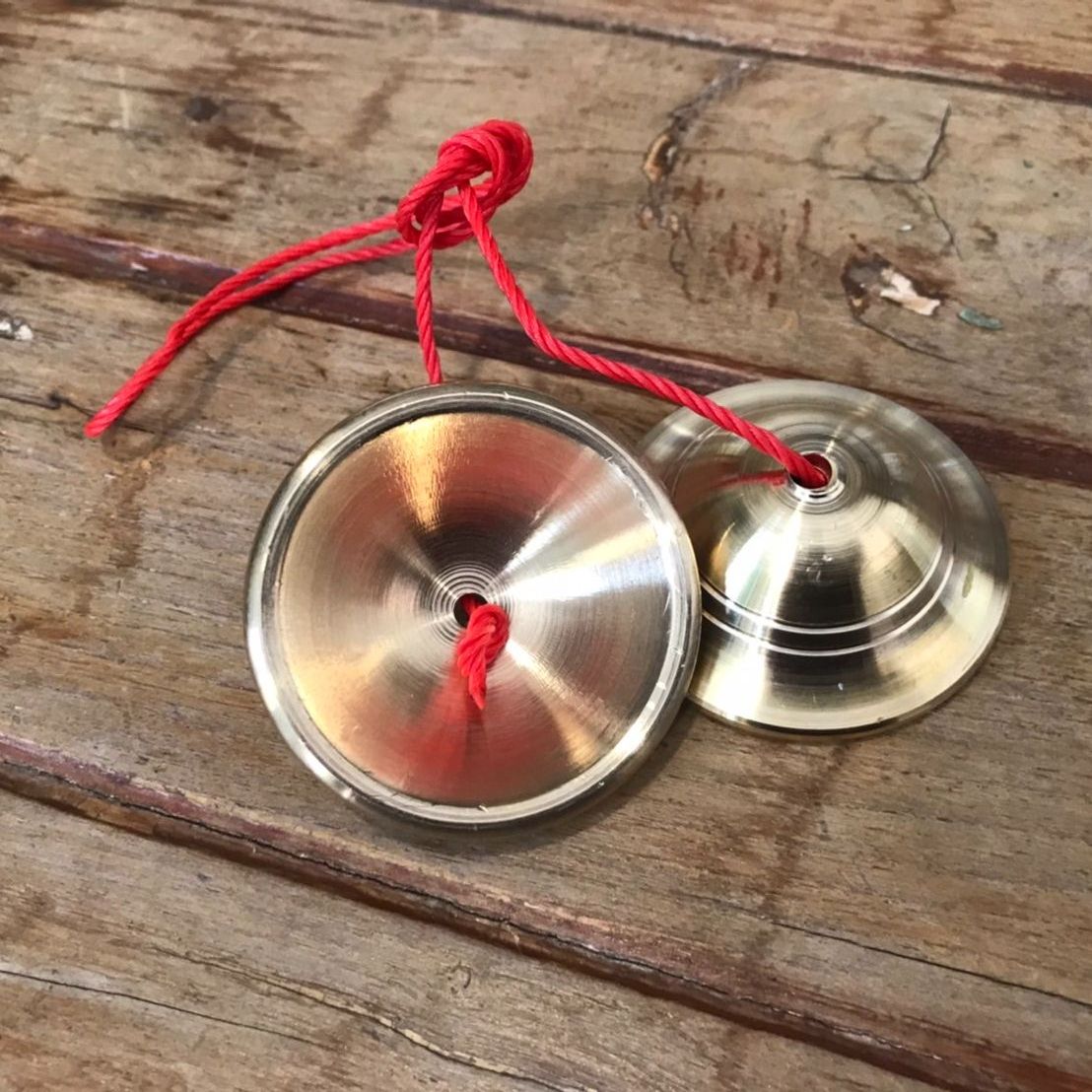 ฉิ่ง ทองเหลือง 1 คู่ ขนาด 5.50 ซม. - หัตถกรรม - ThaiPick