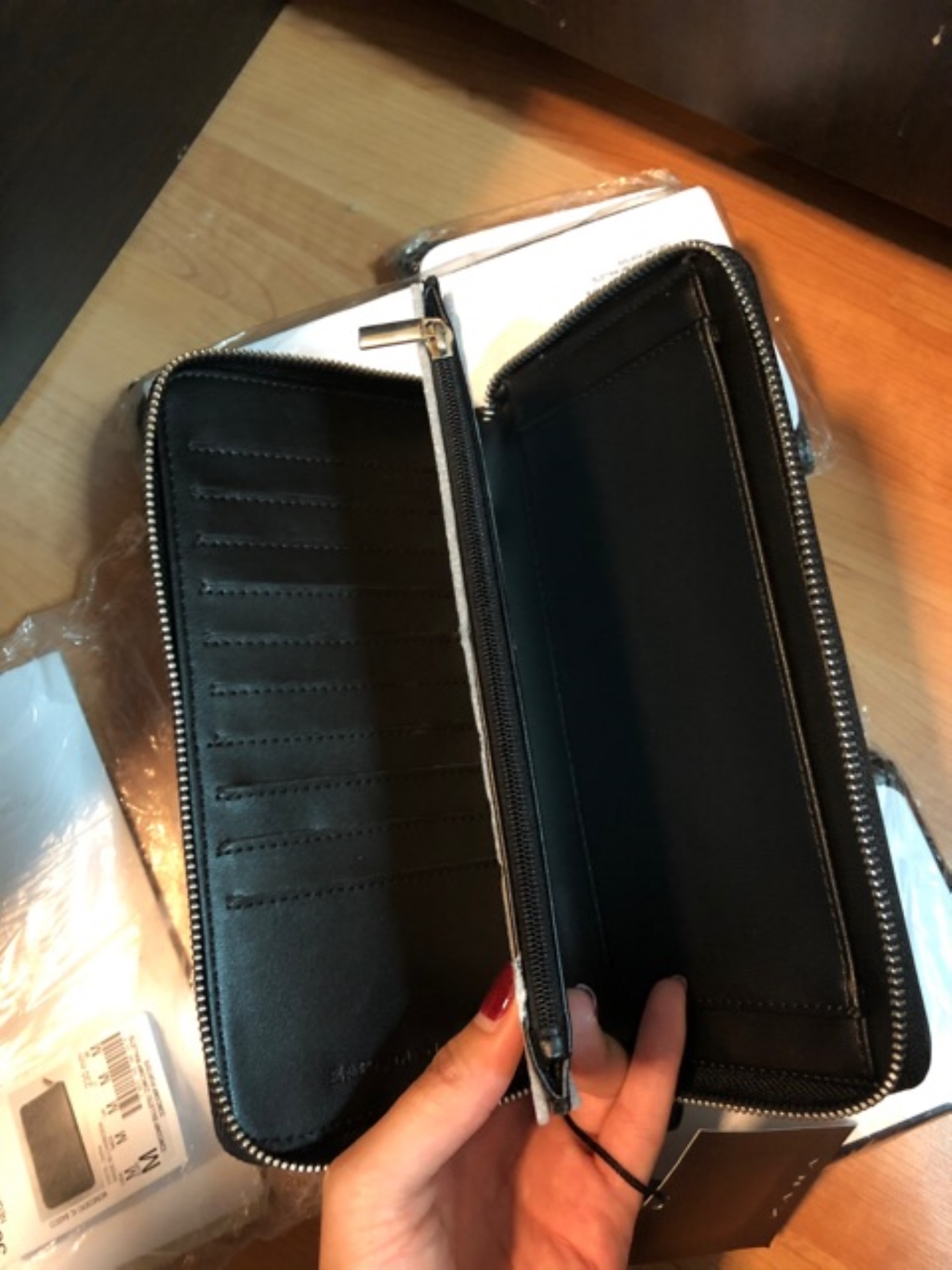 ZARA black leather wallet กระเป๋าสตางค์ใบยาว กระเป๋าใส่ธนบัตร สีดำ ...