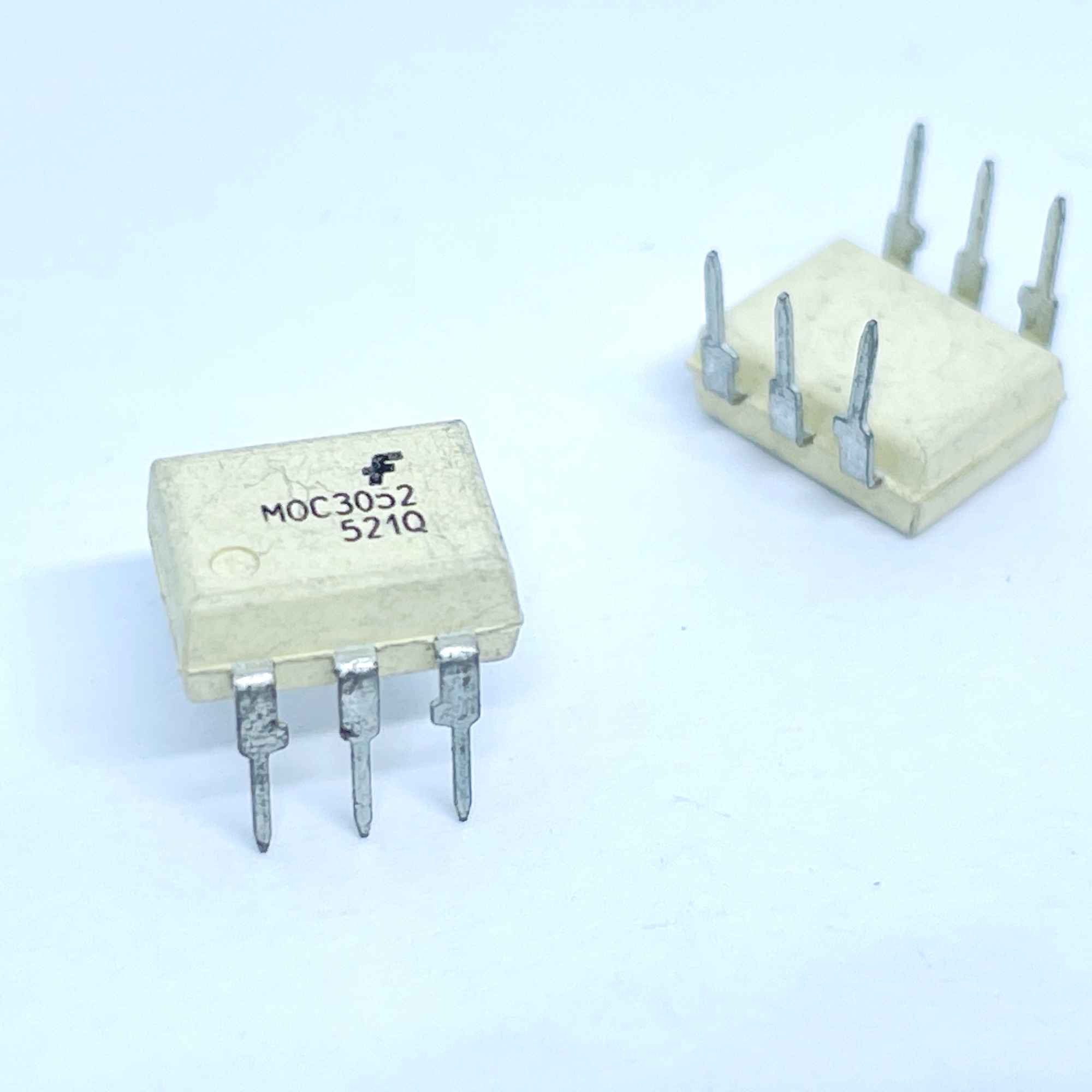 MOC3052 6pin - วาสนาดีอิเล็คทรอนิคส์ บ้านหม้อพลาซ่า by mos - ThaiPick