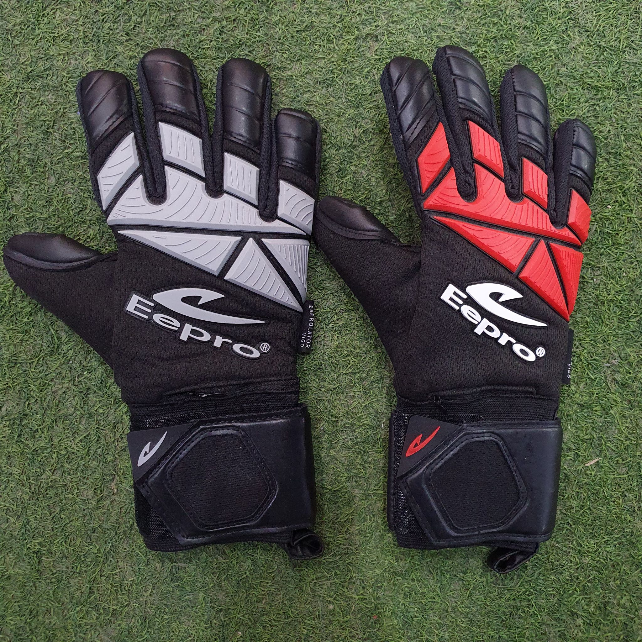 EEPRO EG10M5 ถุงมือผู้รักษาประตู ถุงมือประตู มี finger save Goalkeeper ...