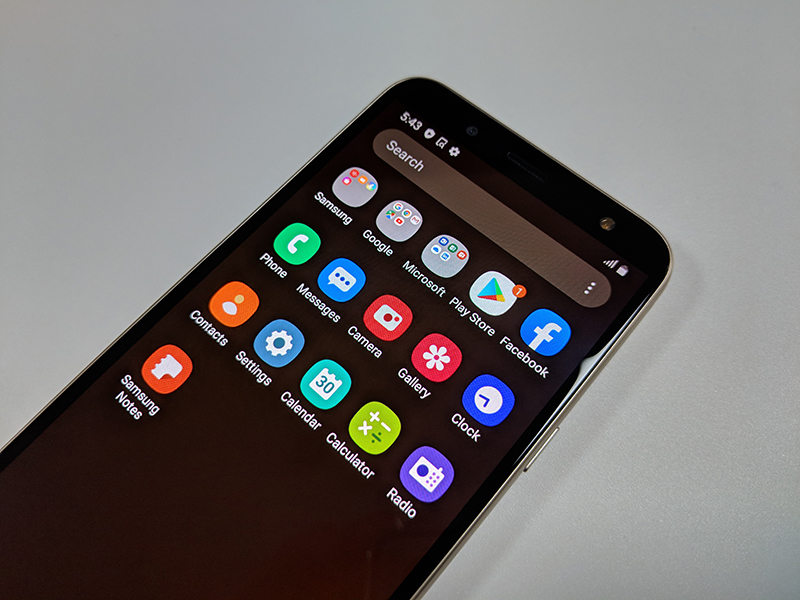 Samsung Galaxy J6 J600F 5.6" โทรศัพท์มือถือ 3GB ram 32GB rom LTE 13MP ...