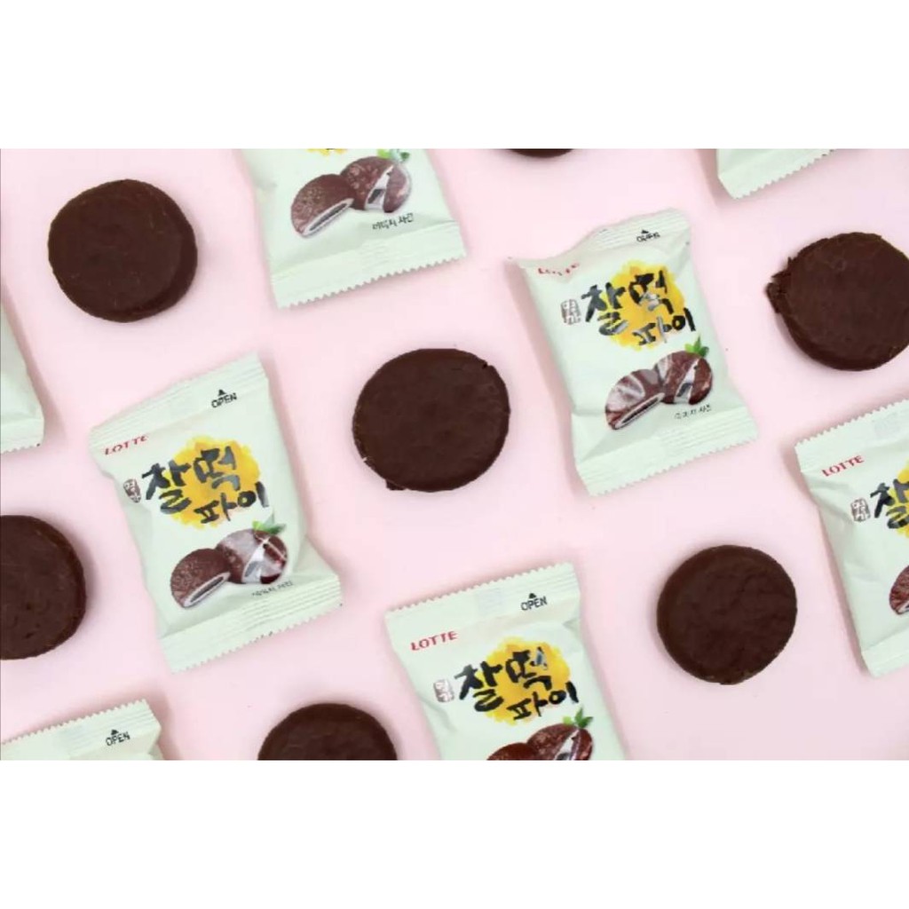 ขนมนำเข้า ขนมซัลต๊อกพาย chaltteok pie ช็อกโก้พายสอดไส้ต๊อกเกาหลี lotte ...