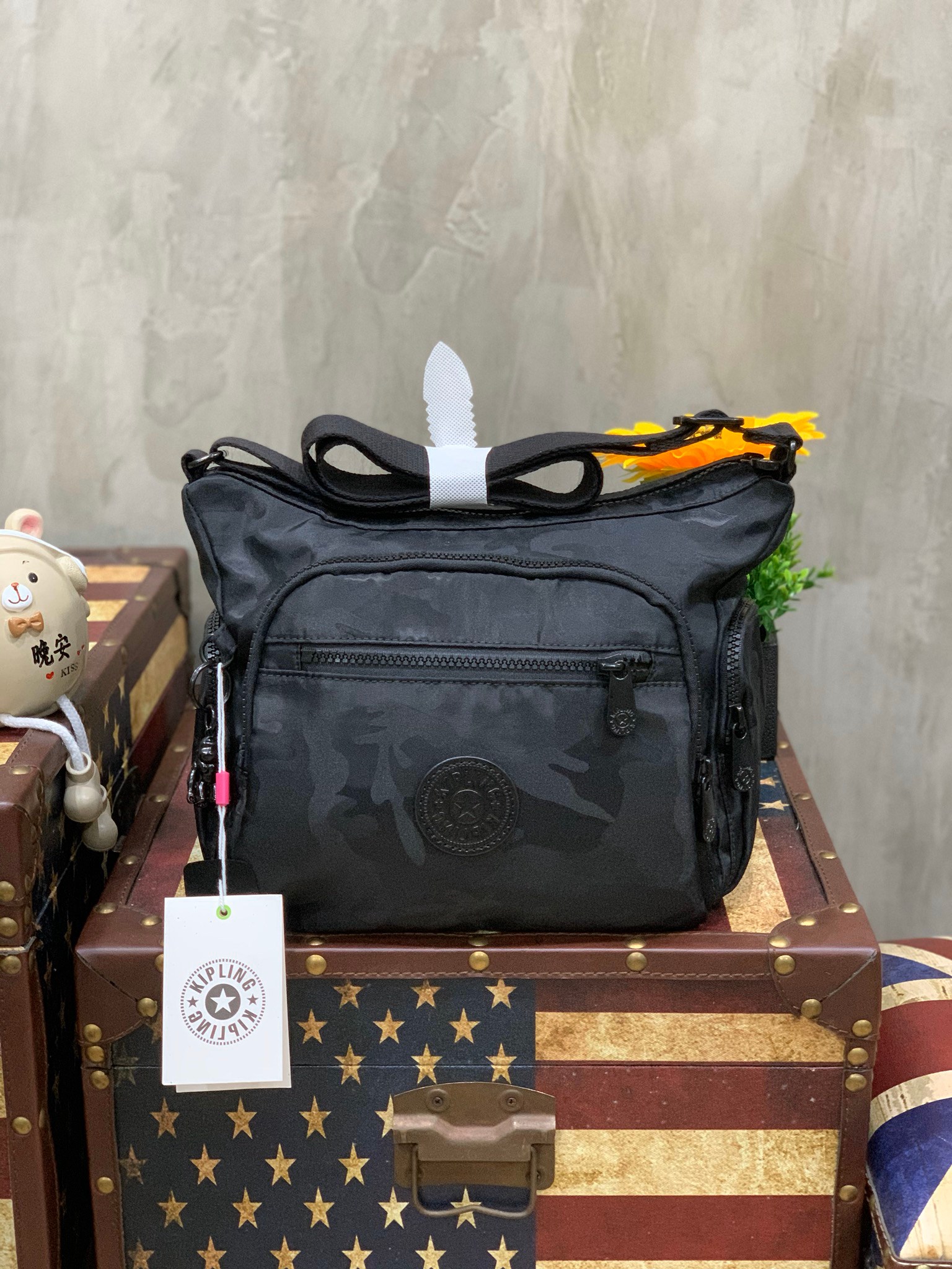 Kipling GABBIE S Crossbody Bag with Phone Compartment Bag จากคอลเลคชั่น ...
