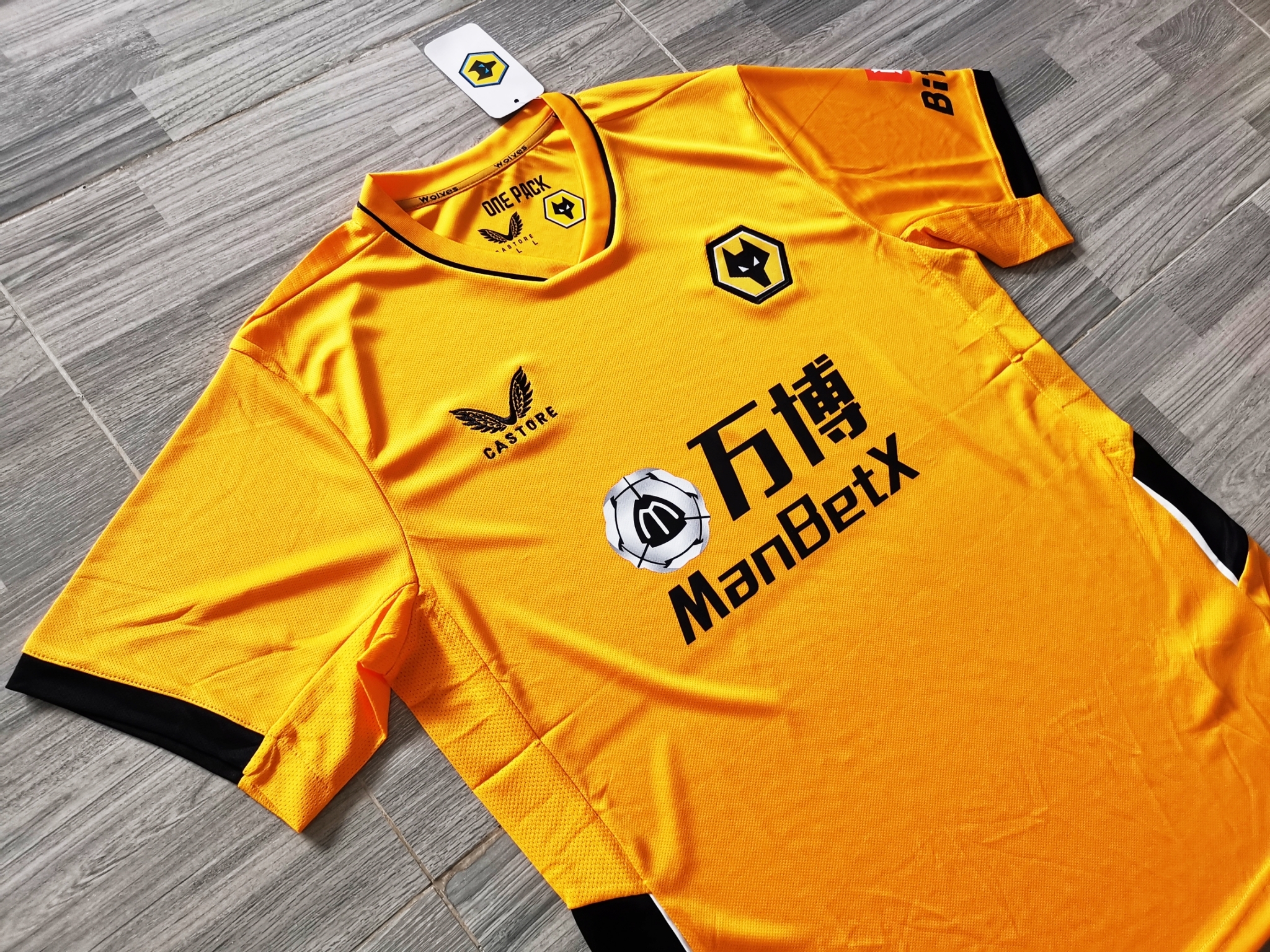 เสื้อฟุตบอลวูฟแฮมตัน ชุดเหย้าปี 2021/22 เวอร์ชั่นแฟนบอล Wolves Hamton ...