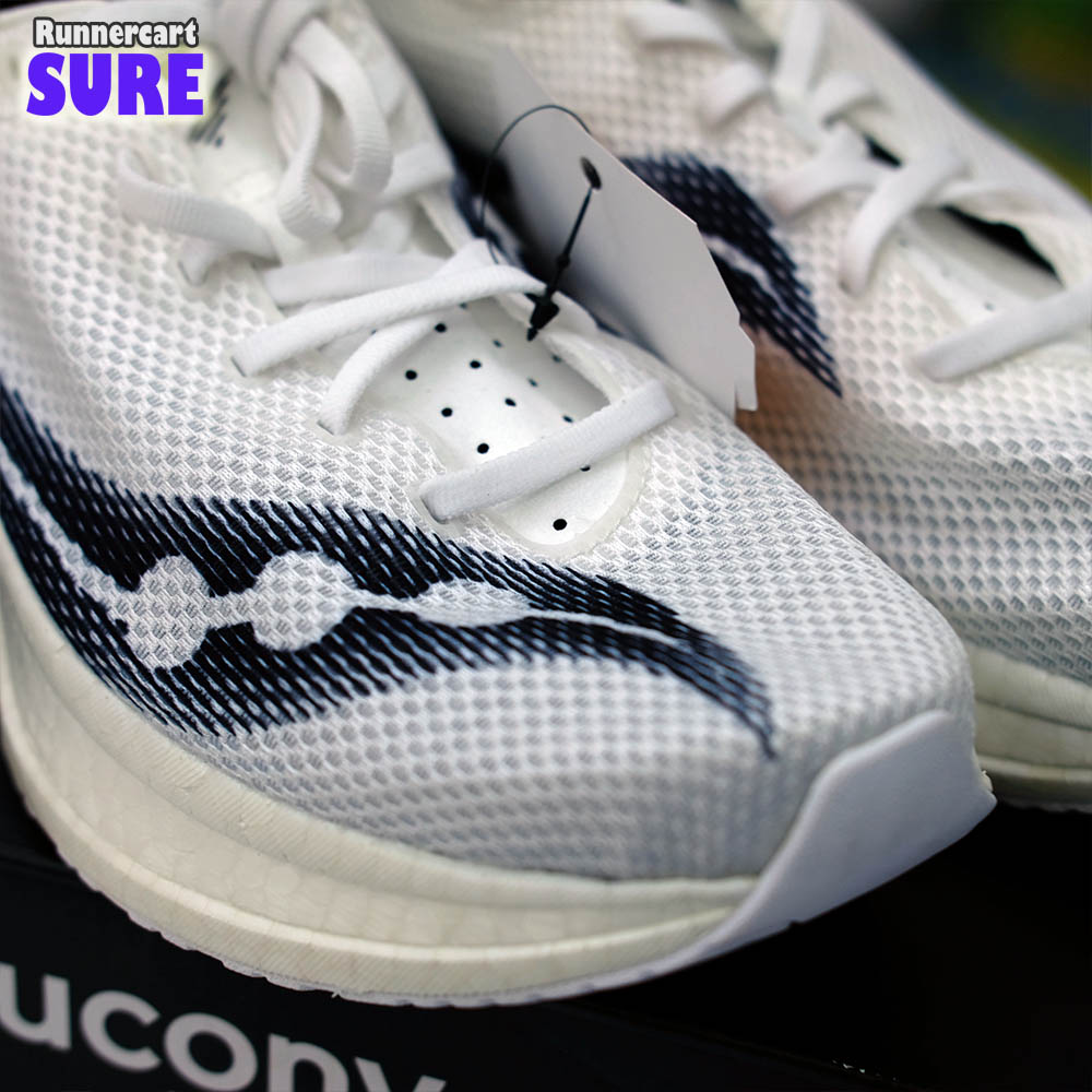Sure Saucony Men Endorphin Pro Plus (WHITEMETALLIC 10 US 28 cm) รองเท้าวิ่งมือสอง - runnercart ...
