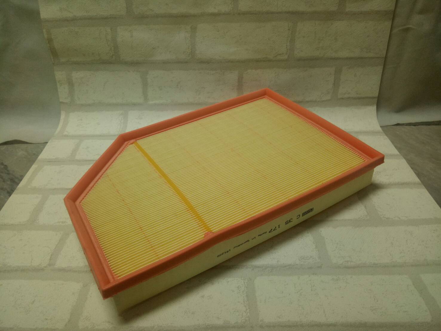 กรองอากาศ Volvo S60 II, V60 (2010 - 2018) Air Filter Mann C 35177 ...