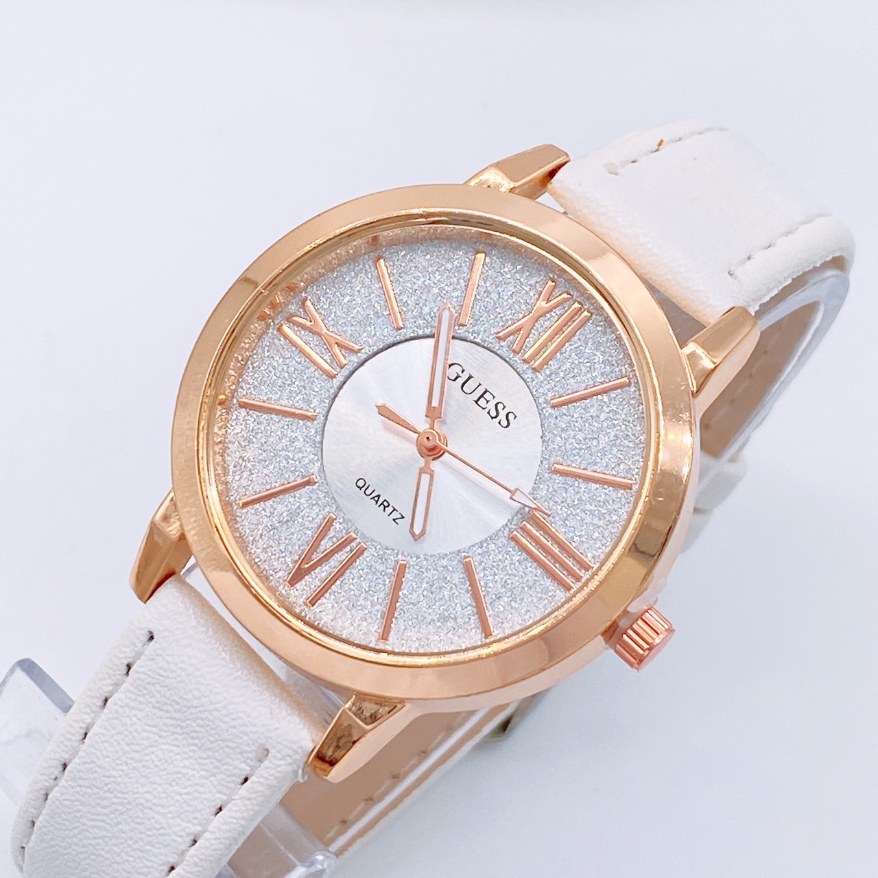 Watchtime นาฬิกาข้อมือผู้หญิง (เกสส์) ประดับเพชร เหมือนแท้มากๆ ปั๊มฝา ...