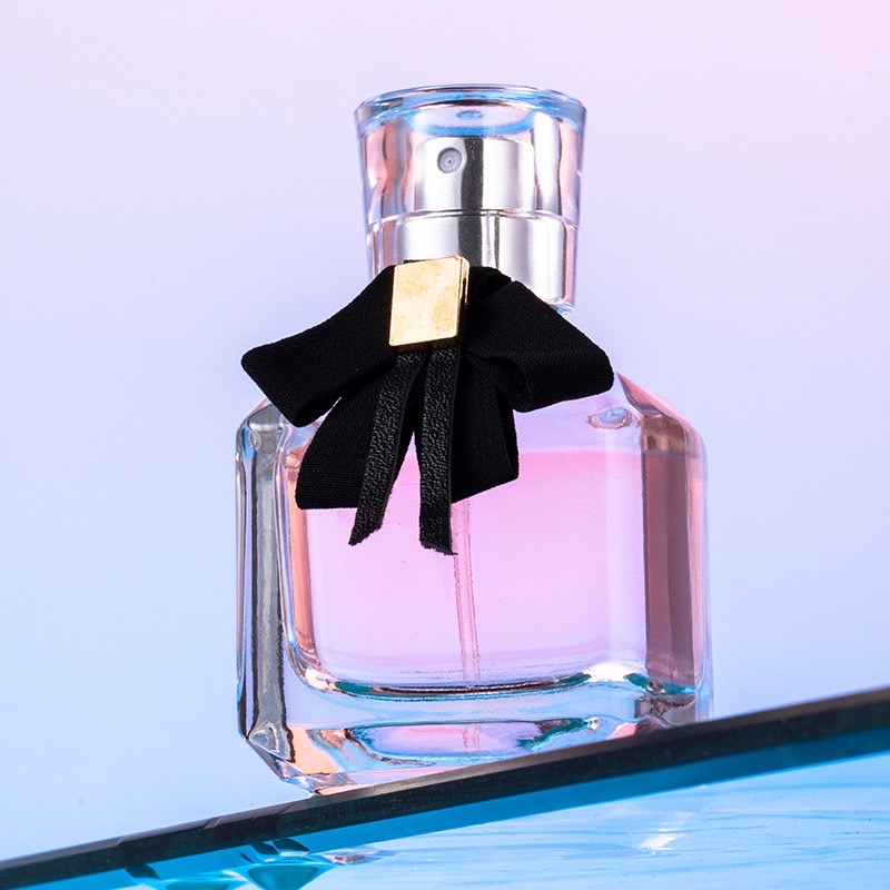 น้ำหอม MON IDOL กลิ่นหอมดอกไม้ หวานละมุน หรูหรา 30ml - MISS.COCO - ThaiPick