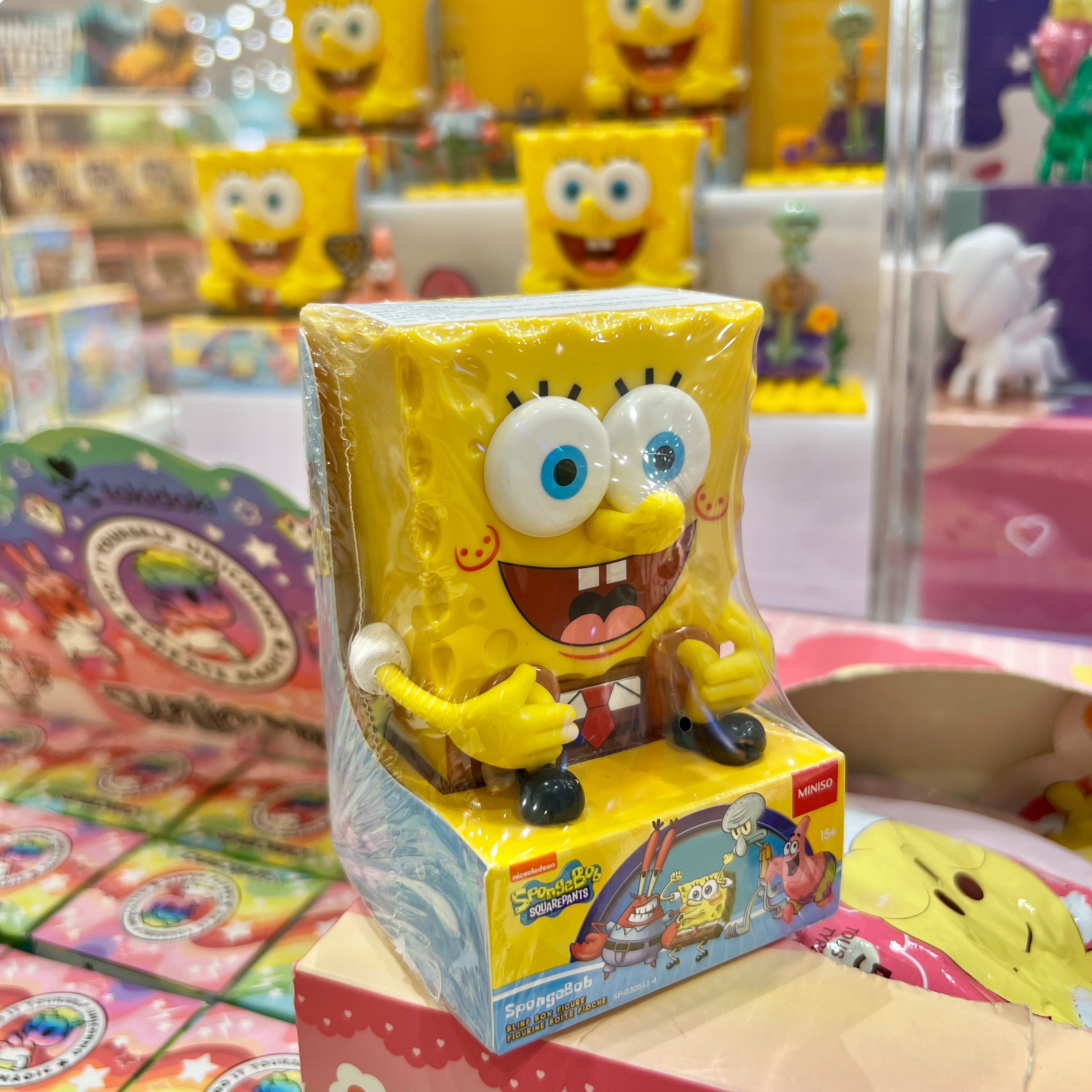 MINISO กล่องฟิกเกอร์โมเดล SpongeBob SquarePants Undersea Happy Hour ...