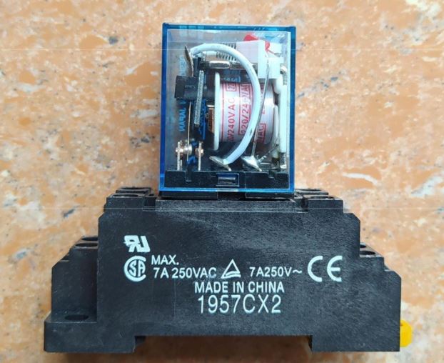220 / 240 V AC Coil DPDT Power Relay MY2NJ 8 Pin W Socket Base - พีซี ...