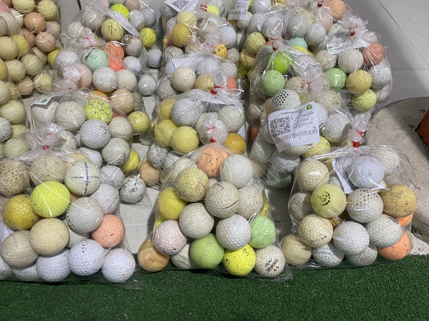 Cheap golf ball grade is not beautiful there are both real balls and ...