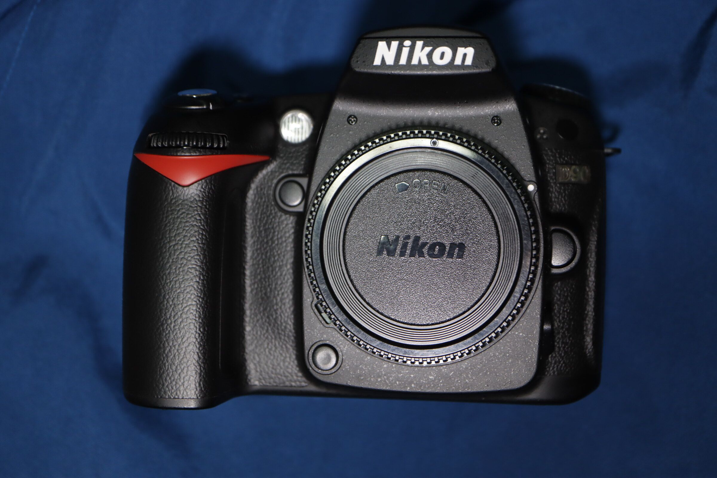 Nikon D90 DSLR Body ตัวกล้อง เป็นครั้งแรกของโลกนั่นเอง และเจ้า Nikon ...