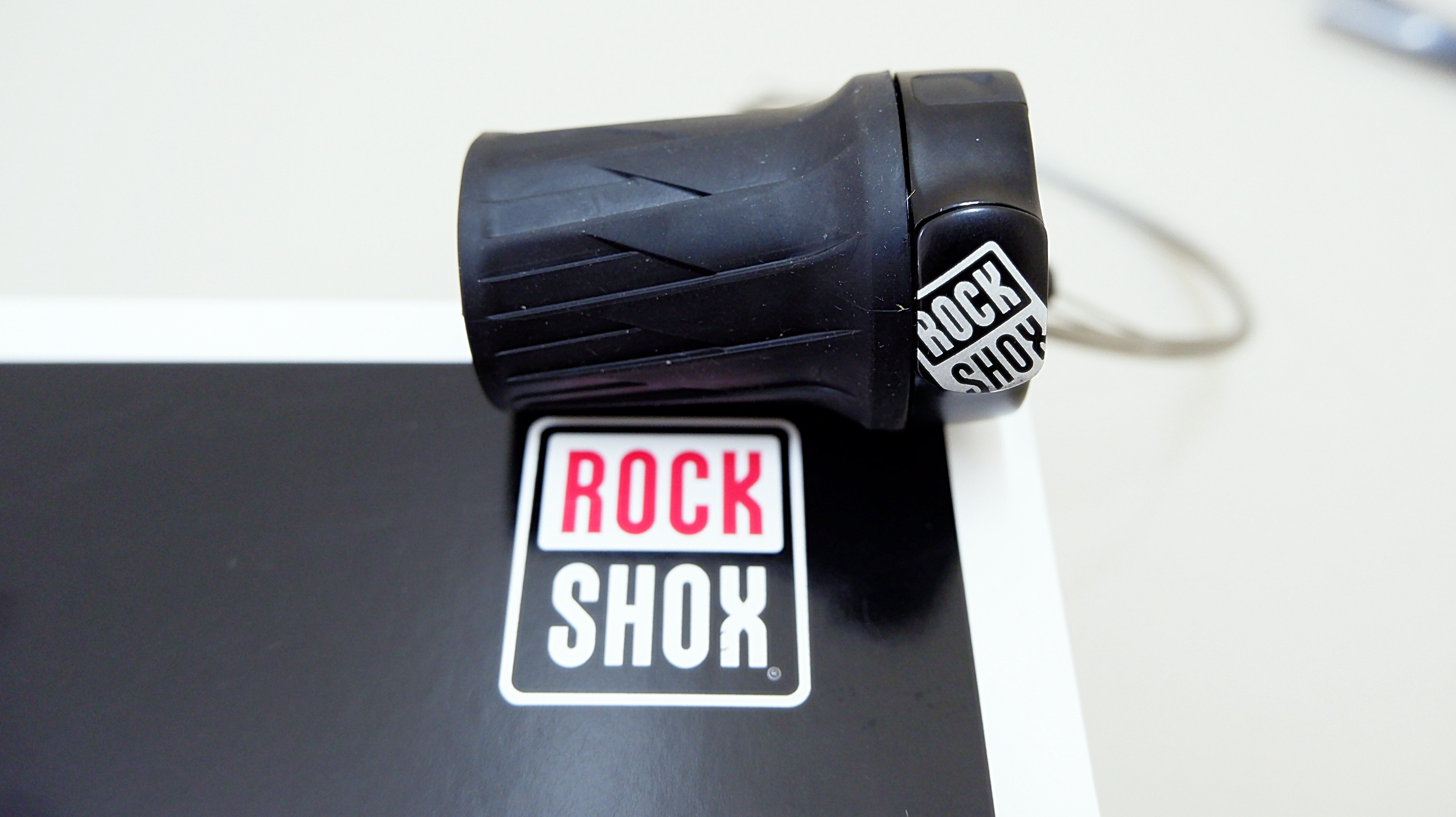 ROCKSHOX TWISTLOC Remote - Buff Boymtb - ThaiPick