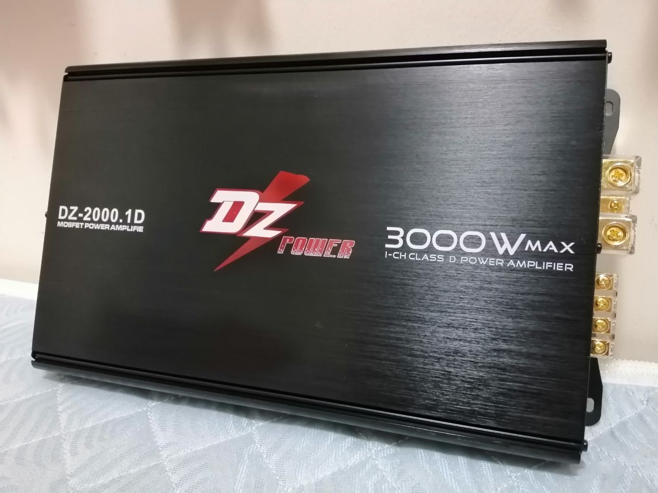 แอมขับเบส DZ-2000.1D 3000w ตัวแรง 10”-12'' ขับได้สบาย คาปา6ลูก ไส้หนาๆ ...