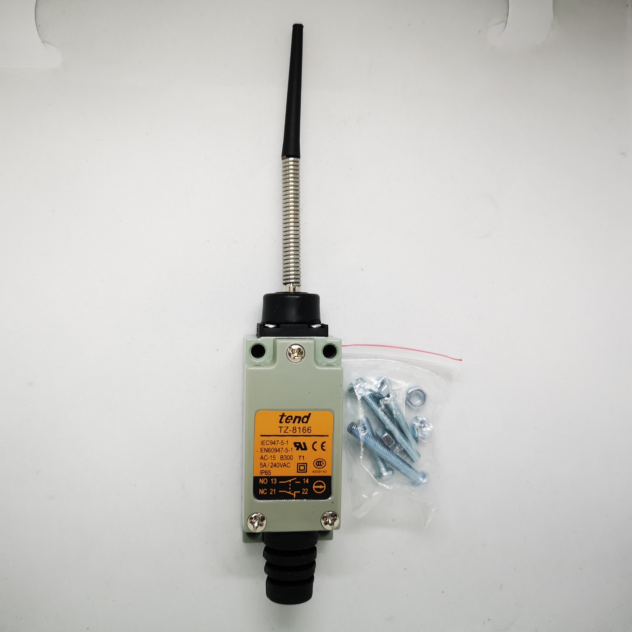 TZ-8166 Limit Switch ลิมิตสวิทช์ หางหนู 8166 5A / 240VAC 1NO, 1NC (แพ็ค1ตัว) ยี่ห้อ PNC,ZTของแท้ ...
