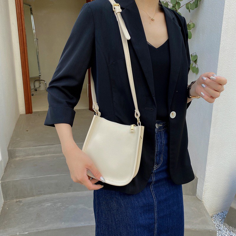 GUCSELECTED(B1812) กระเป๋าหนังสะพายข้าง ทรงสี่เหลี่ยม มีซิป ขนาดเล็ก ใส่โทรศัพท์มือถือได้ - GUC ...