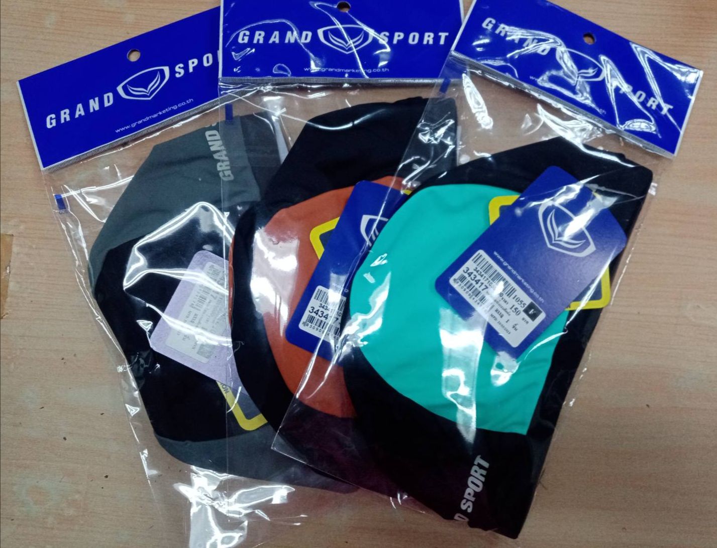 หมวกว่ายน้ำ ยี่ห้อเเกรนด์สปอร์ต รหัส343471 ฟรีไซส์(F) - 2456online ...