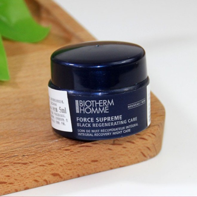 v4 ครีมบำรุงหน้า ครีมทาหน้า Biotherm Homme Force Supreme Black ...