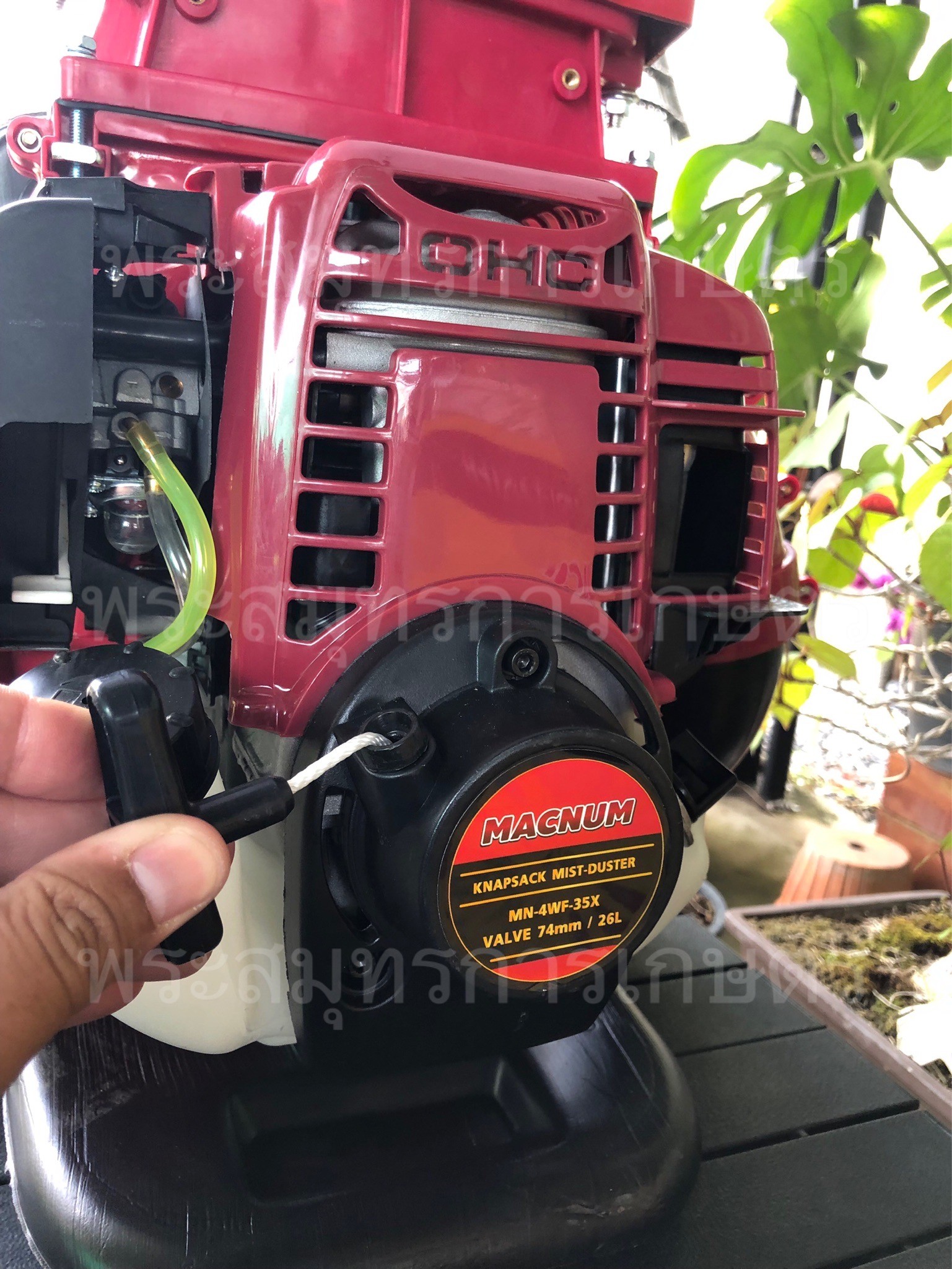 เครื่องพ่นปุ๋ย พ่นข้าว เครื่องยนต์4จังหวะ 26ลิตร รุ่นMN-4WF-35X - Phra ...